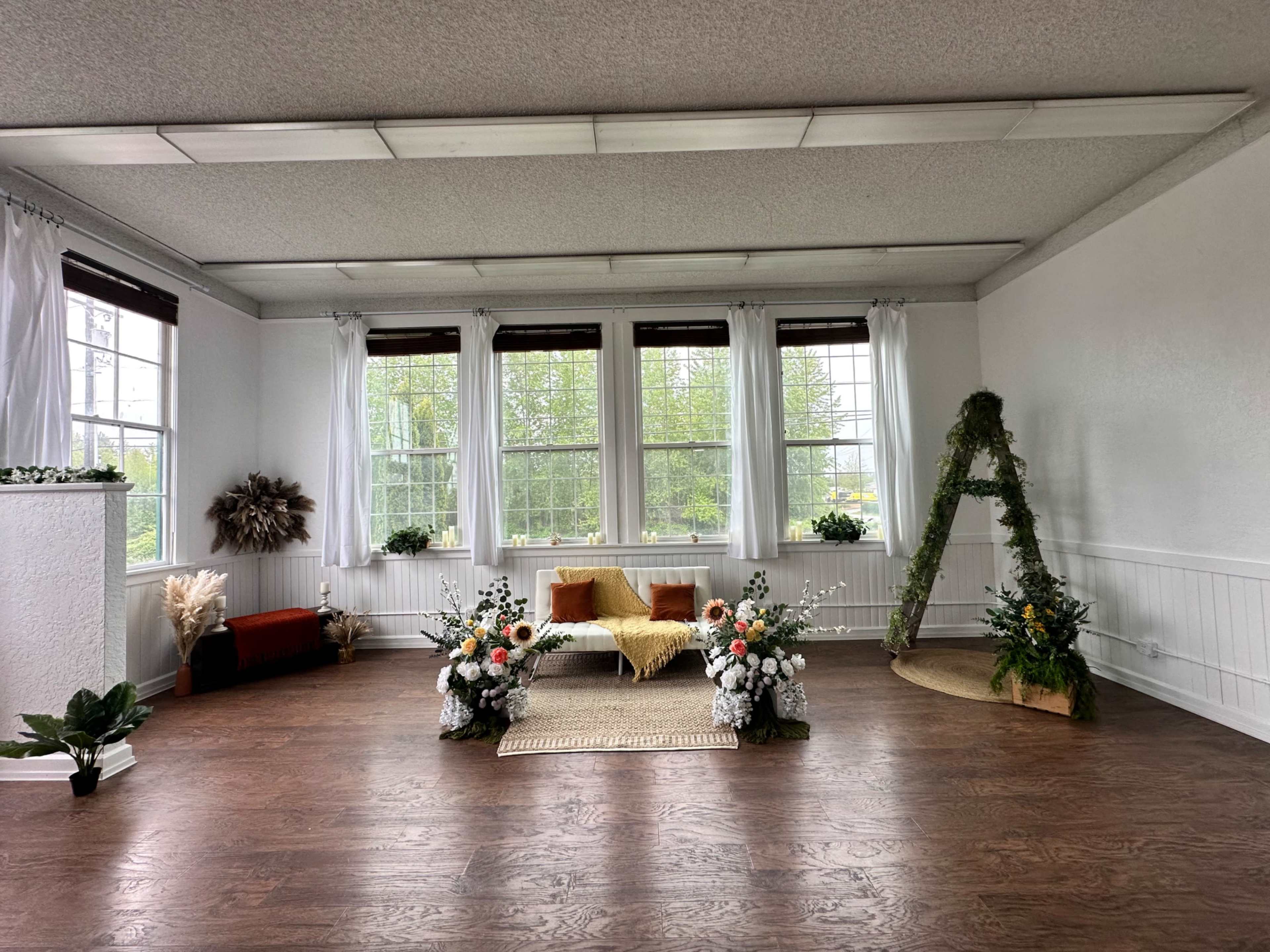 Bright Boho Studio, Snohomish, WA | Off-Site | Peerspace
