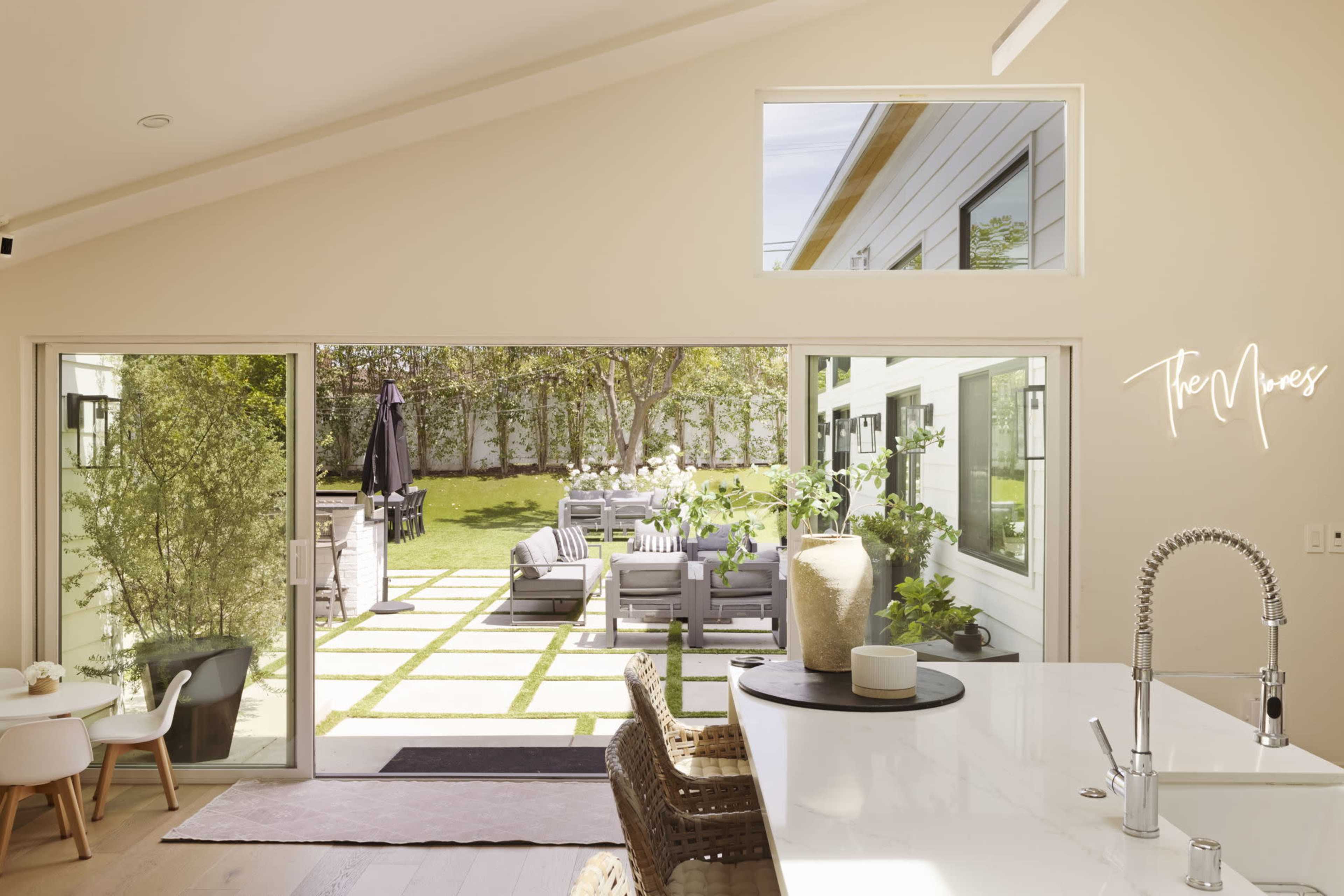 Bright, Custom Modern Farmhouse w/ Natural Light, Open-Concept, Full ...