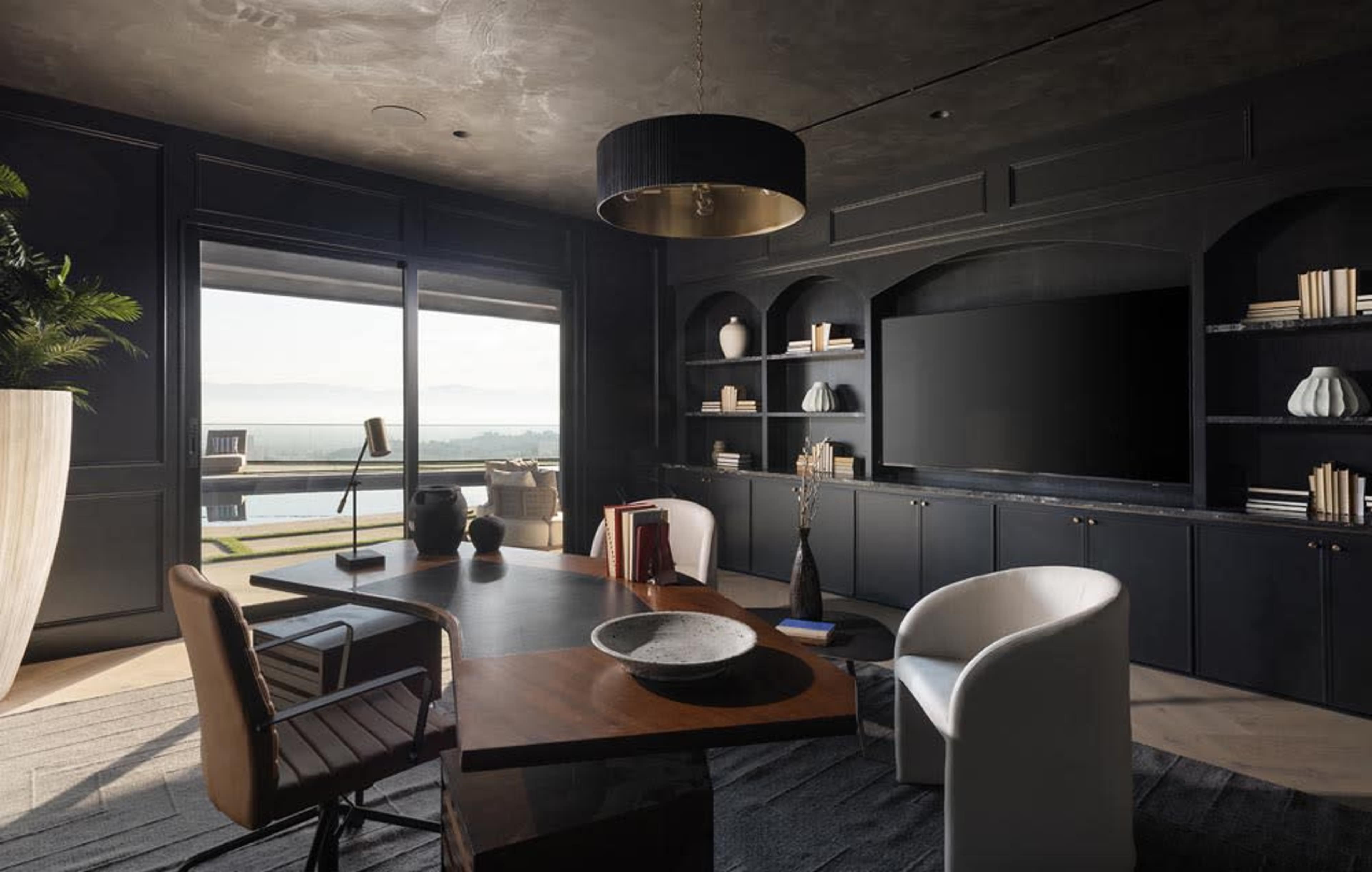 Encino's Ultimate Hilltop Estate | Private Hilltop Estate with ...