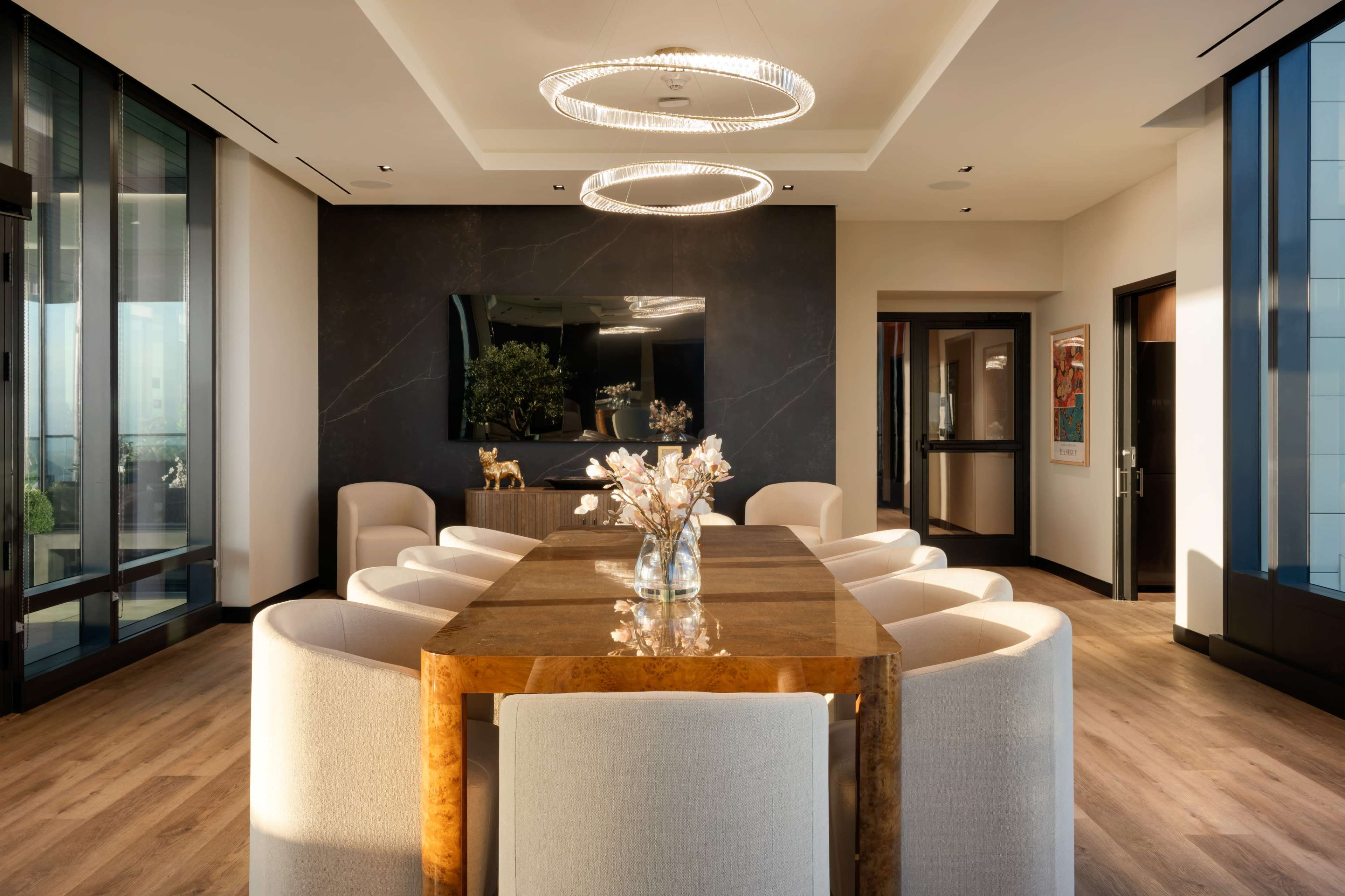 39th Floor Conference Room with 360 views of SF Bay Area, Oakland, CA ...