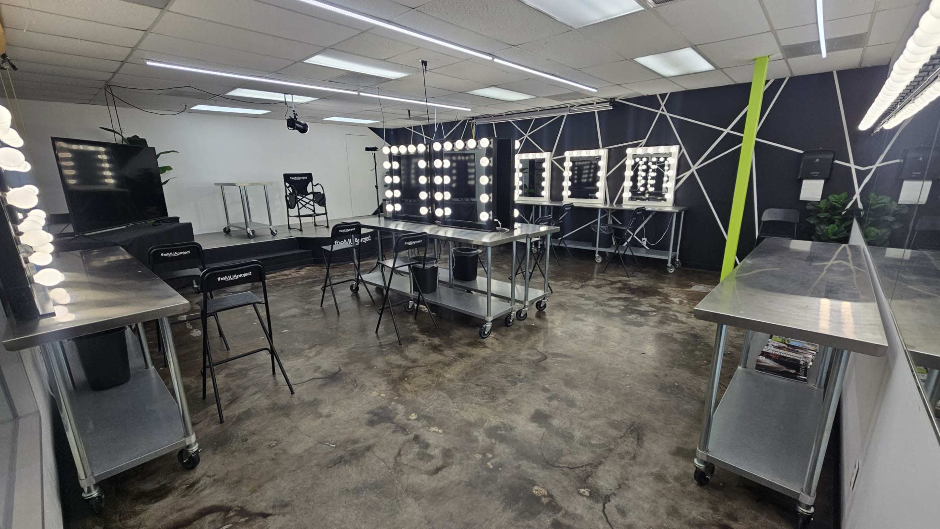 theMUAproject | Clean, bright, open studio or classroom with Hollywood Vanities and barstool ...