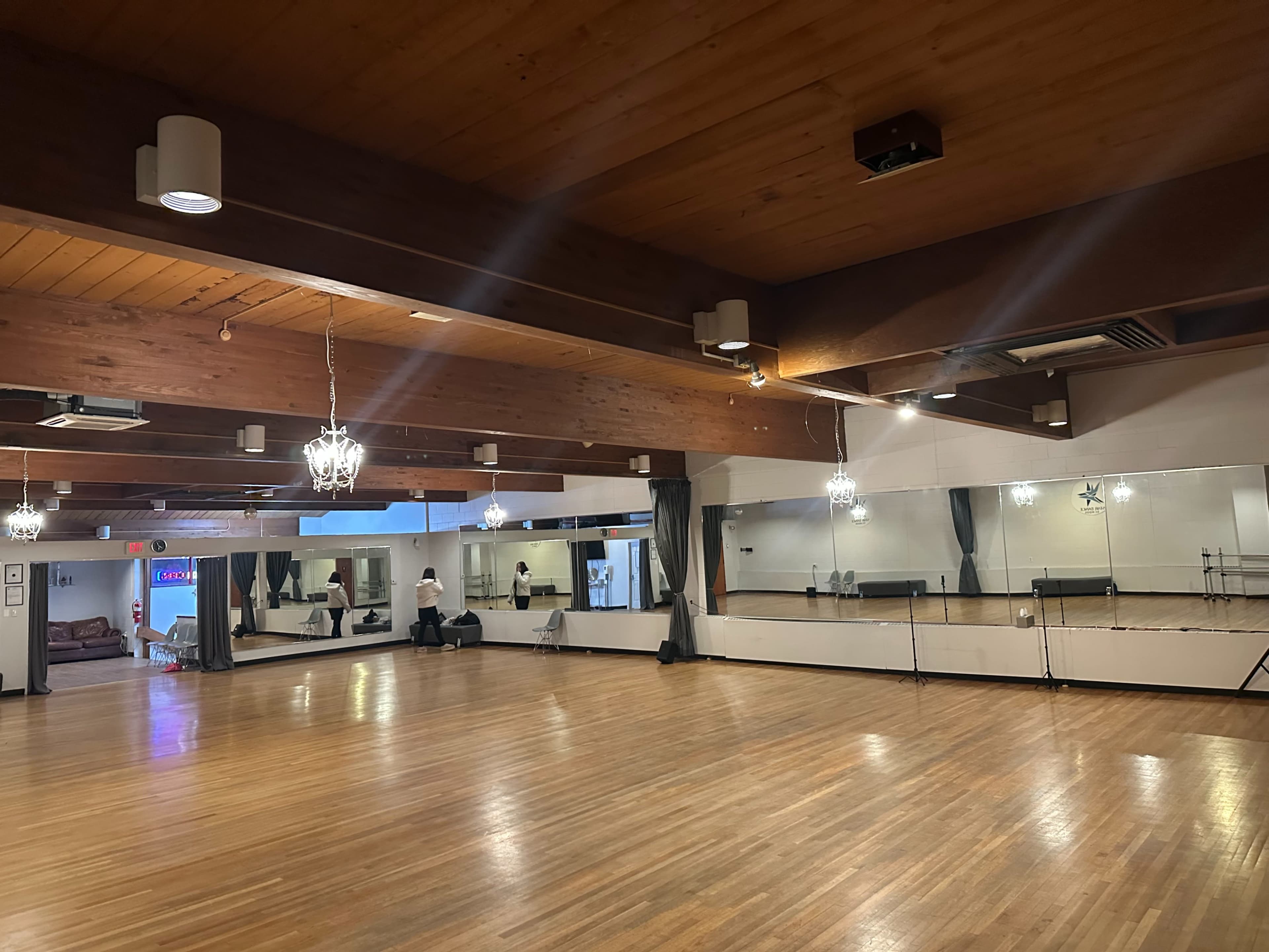 Star Dance School | Boston Spacious Dance Studio, Brighton, MA | Off ...