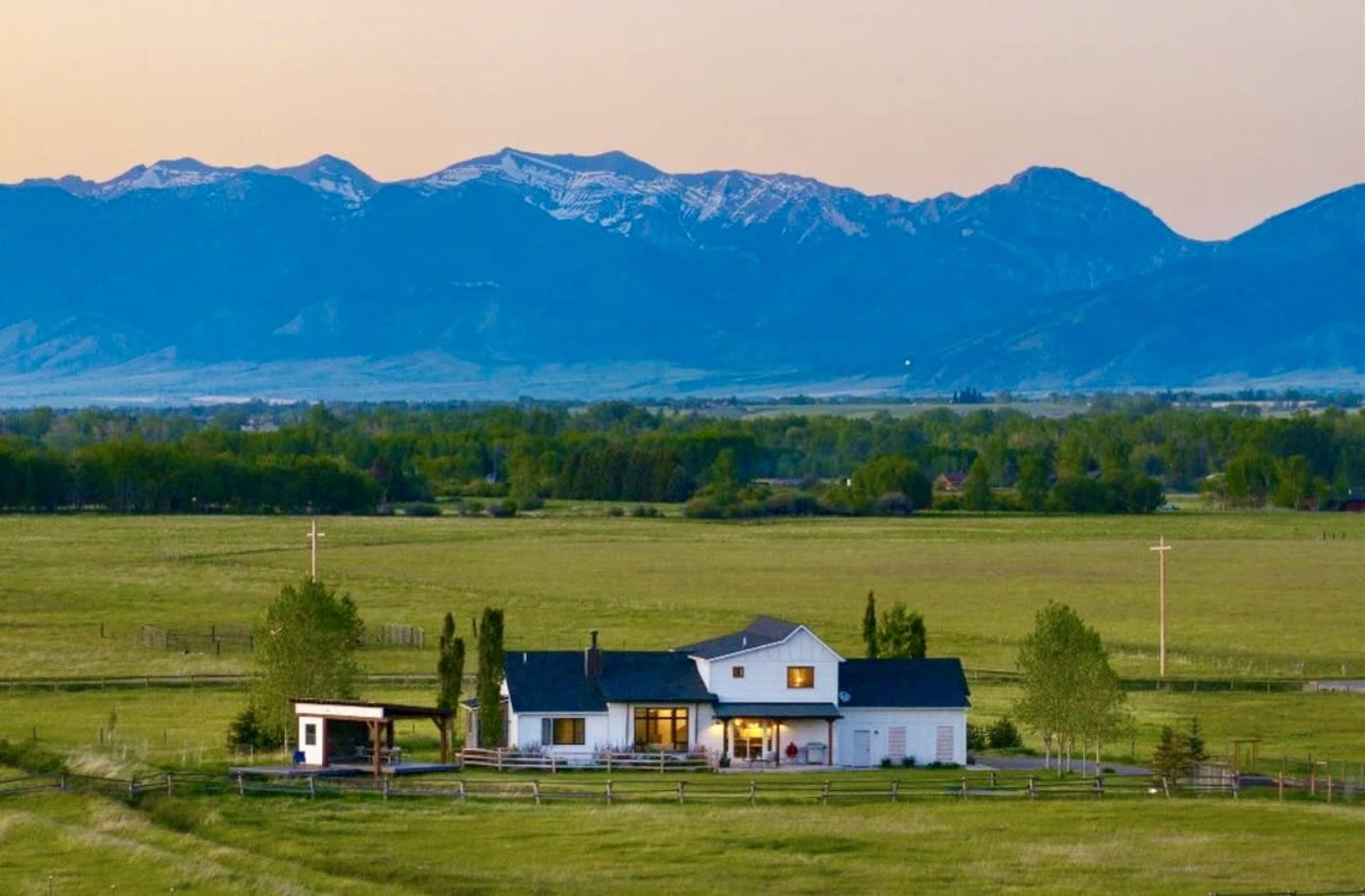 10 acre horse ranch with 360 mountain views in Bozeman, Gallatin ...