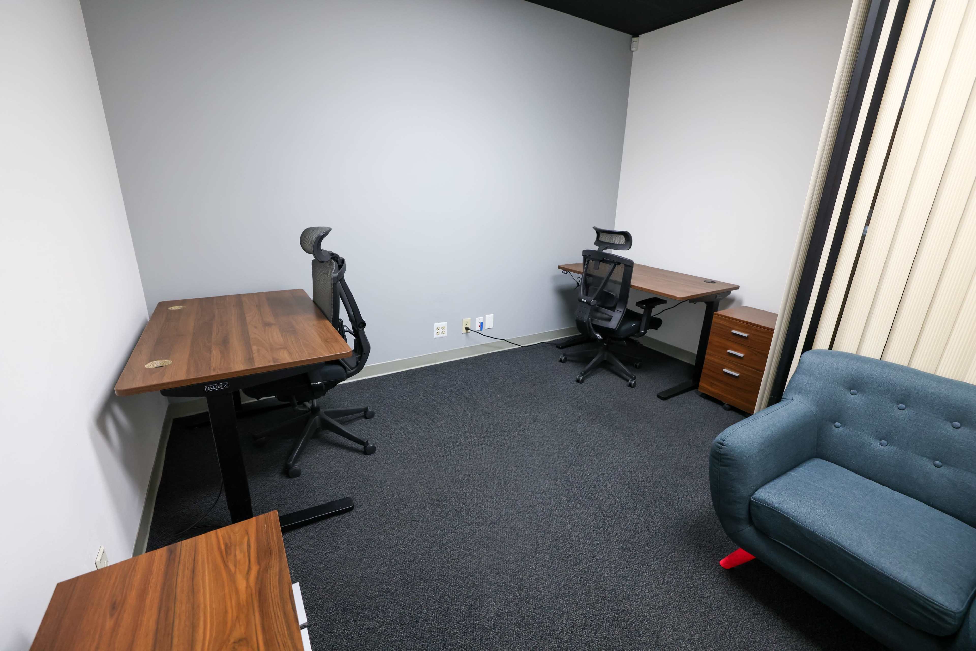 Spellbound inc. | Creative and Spacious Office Room, Valencia, CA | Off ...