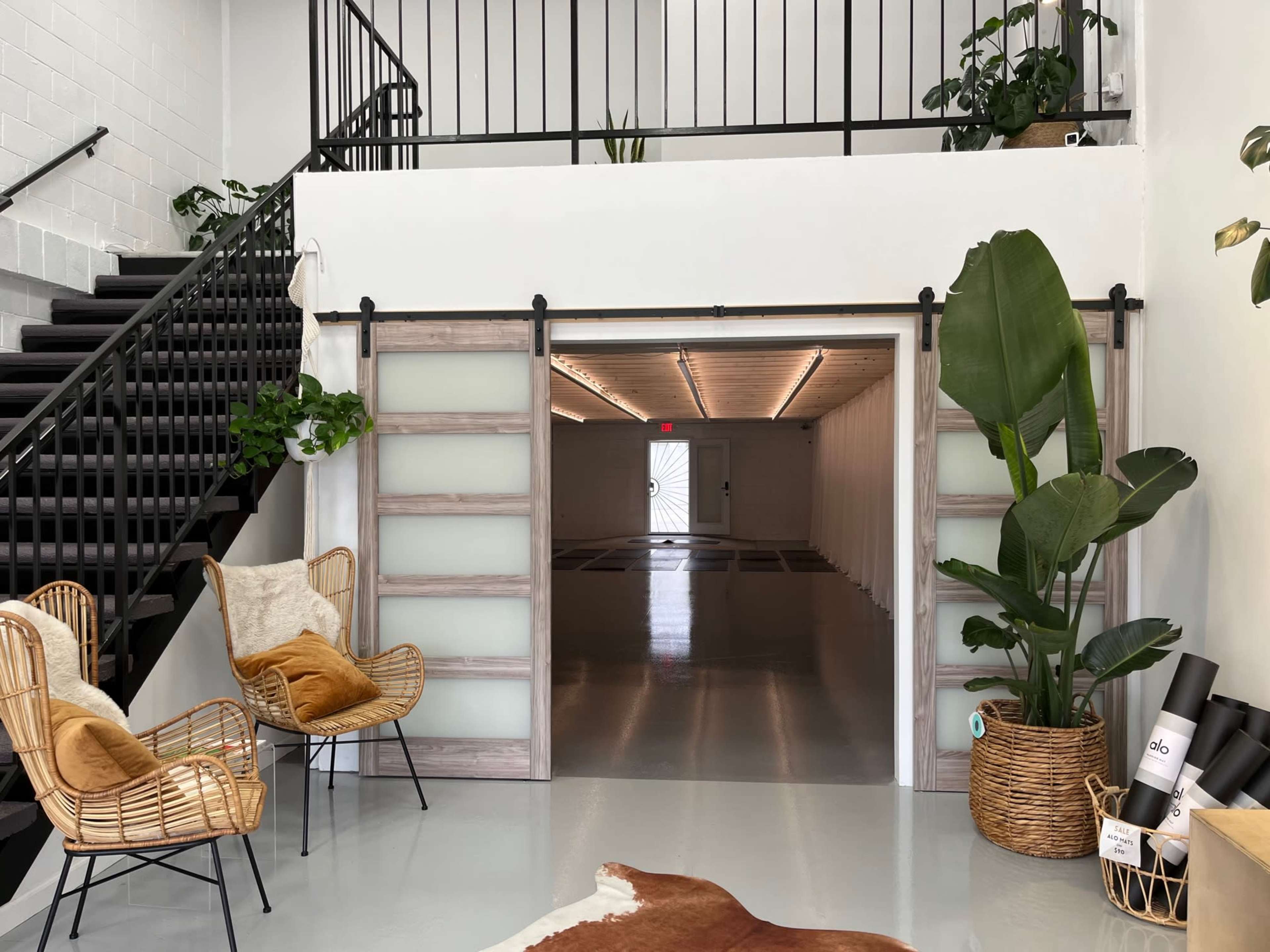 Lush Westside Lofted Studio Space, Venice, CA | Event | Peerspace