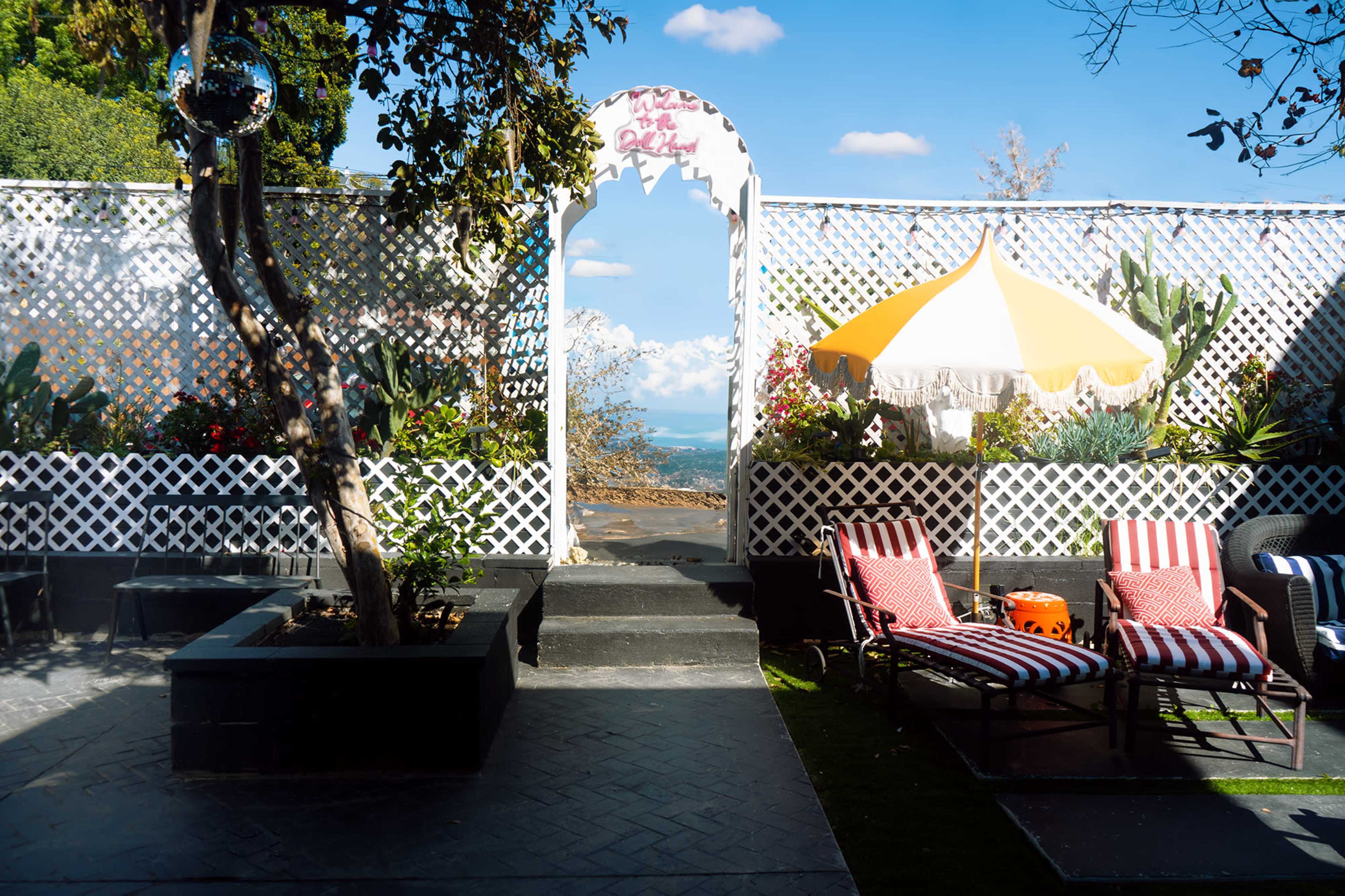 Vintage Showgirl Boudoir Doll Haus with Vaudeville Stage & Gardens, Los ...