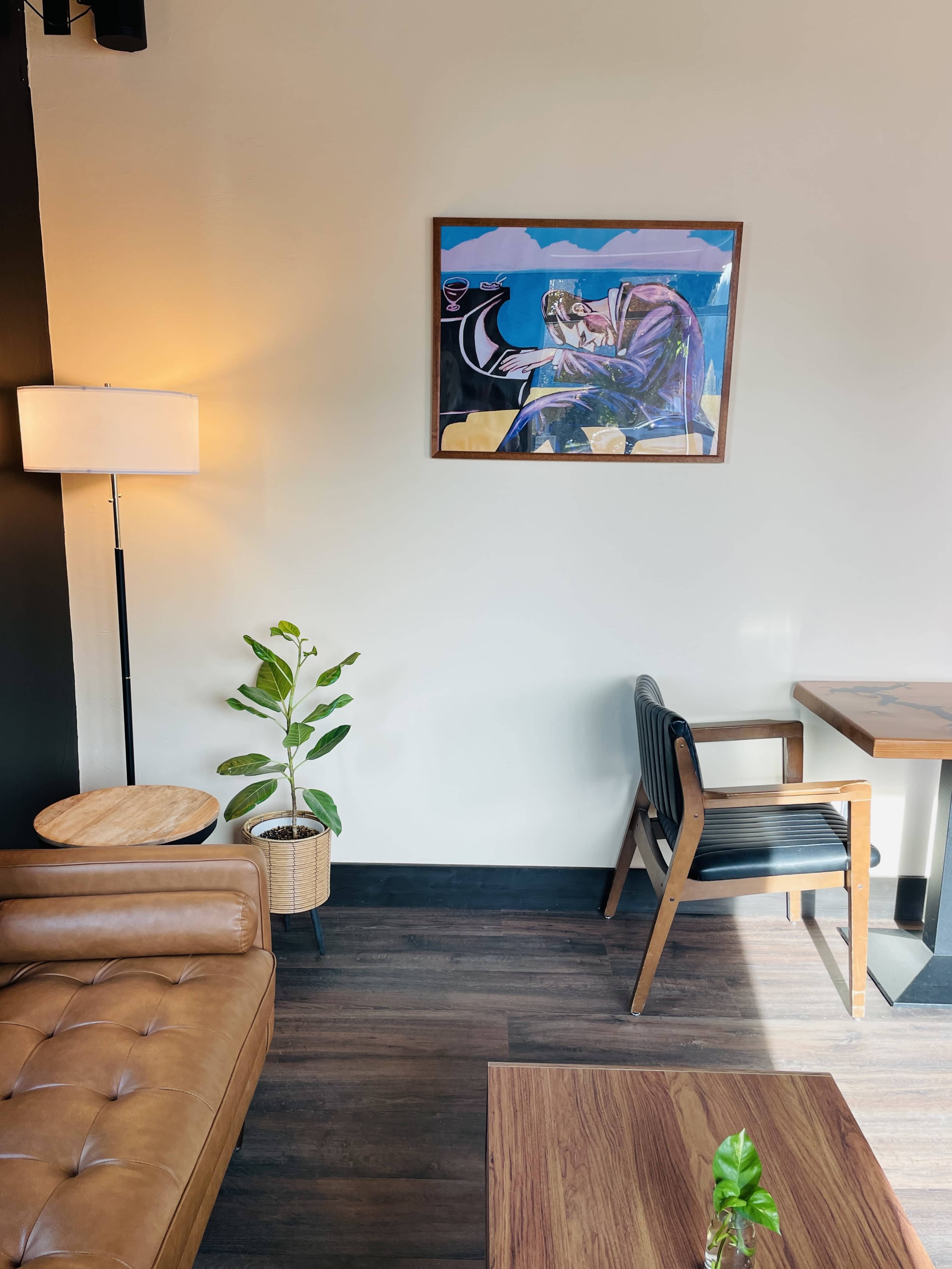 Homey and Artsy Coffee Shop, Coeur d'Alene, ID | Production | Peerspace