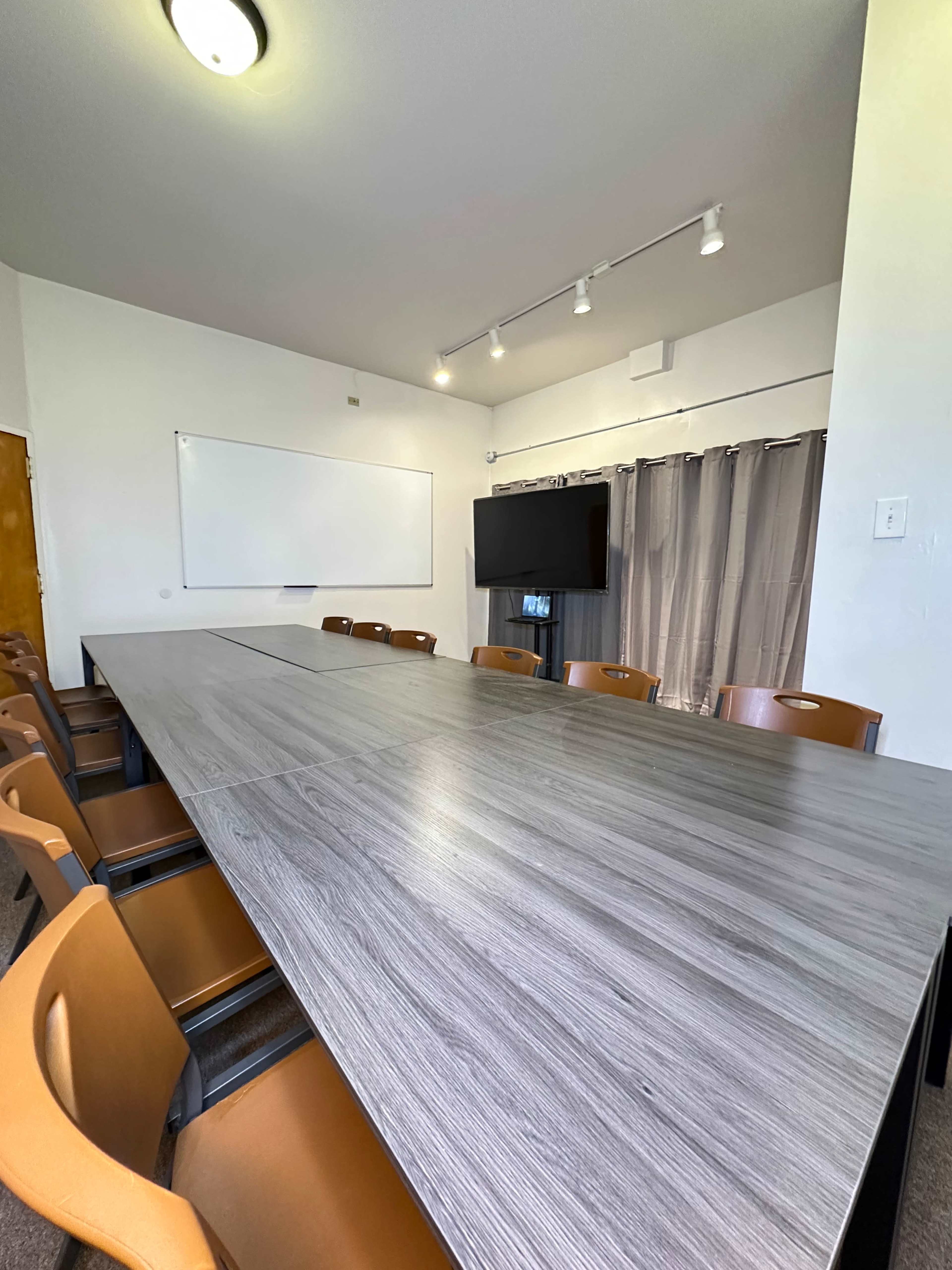 Modern Conference Room on Chicago’s 87th Street, Chicago, IL | Off-Site ...