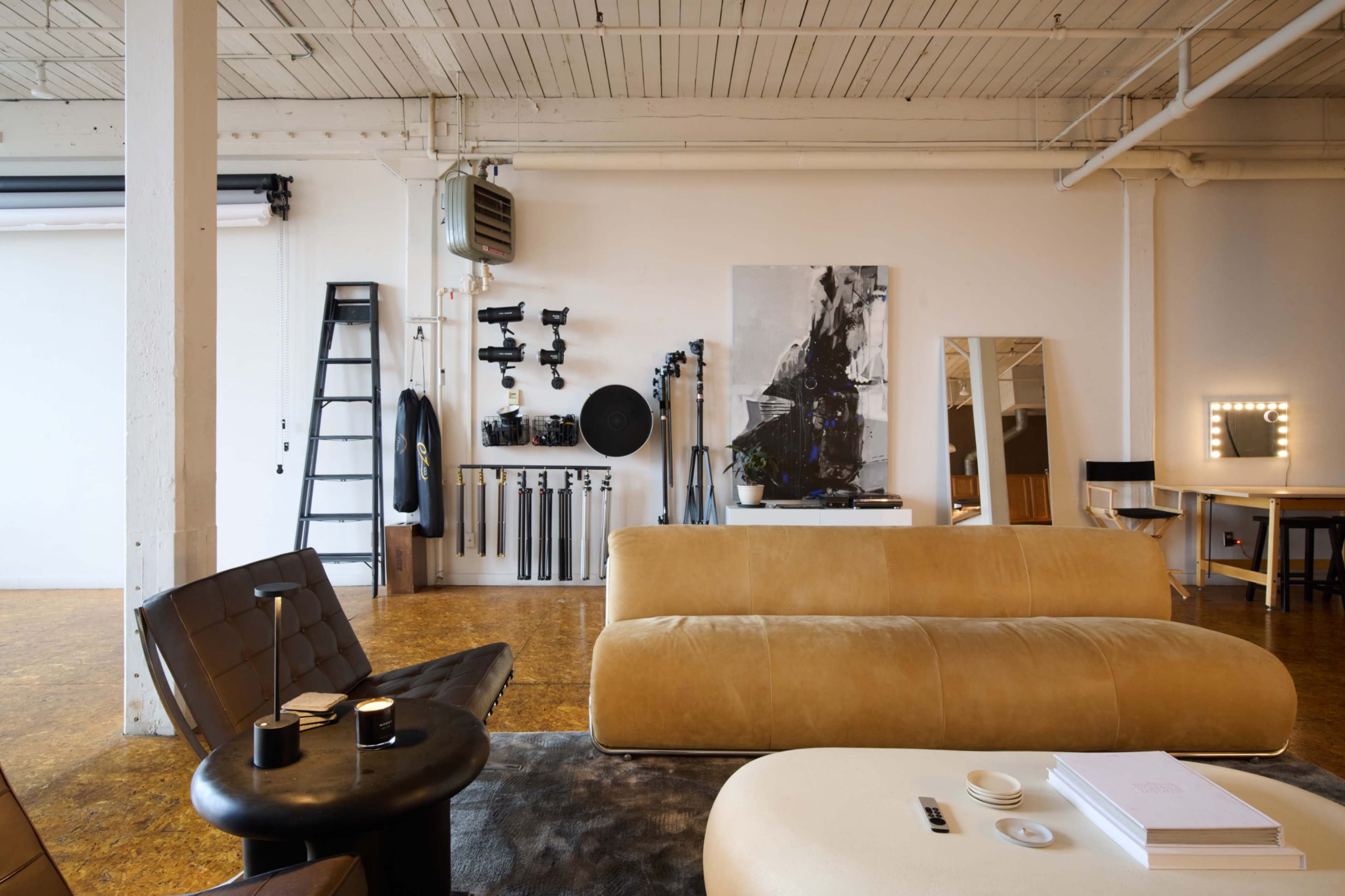 Prince Davis Photography | Minimal Contemporary Loft Geared for Content ...