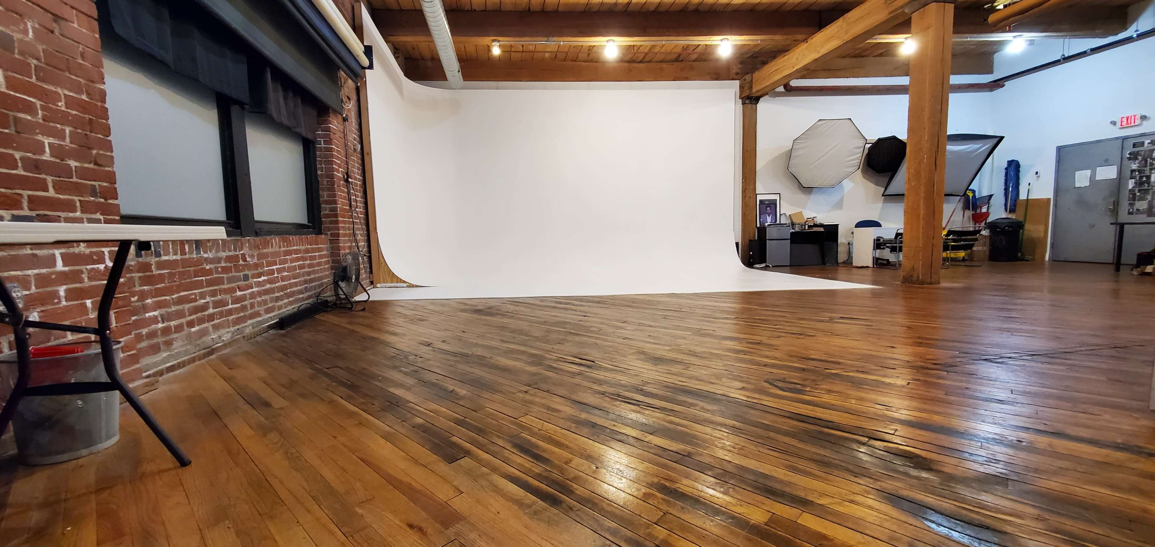 Professional Photography and Video Studio and event space with Cyc-wall ...