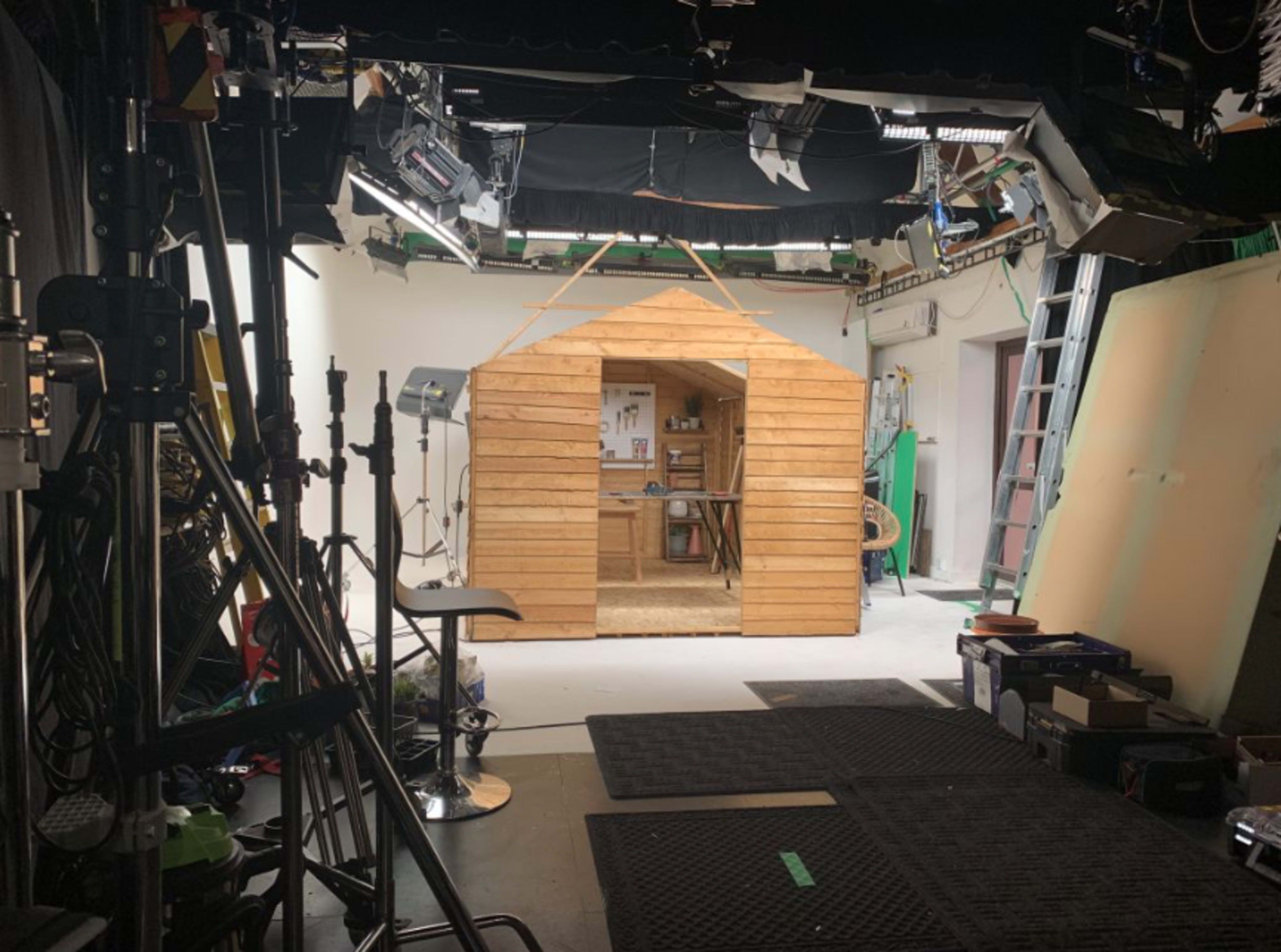 Green Screen / White Cove / Blackout Studio, READING | Production ...