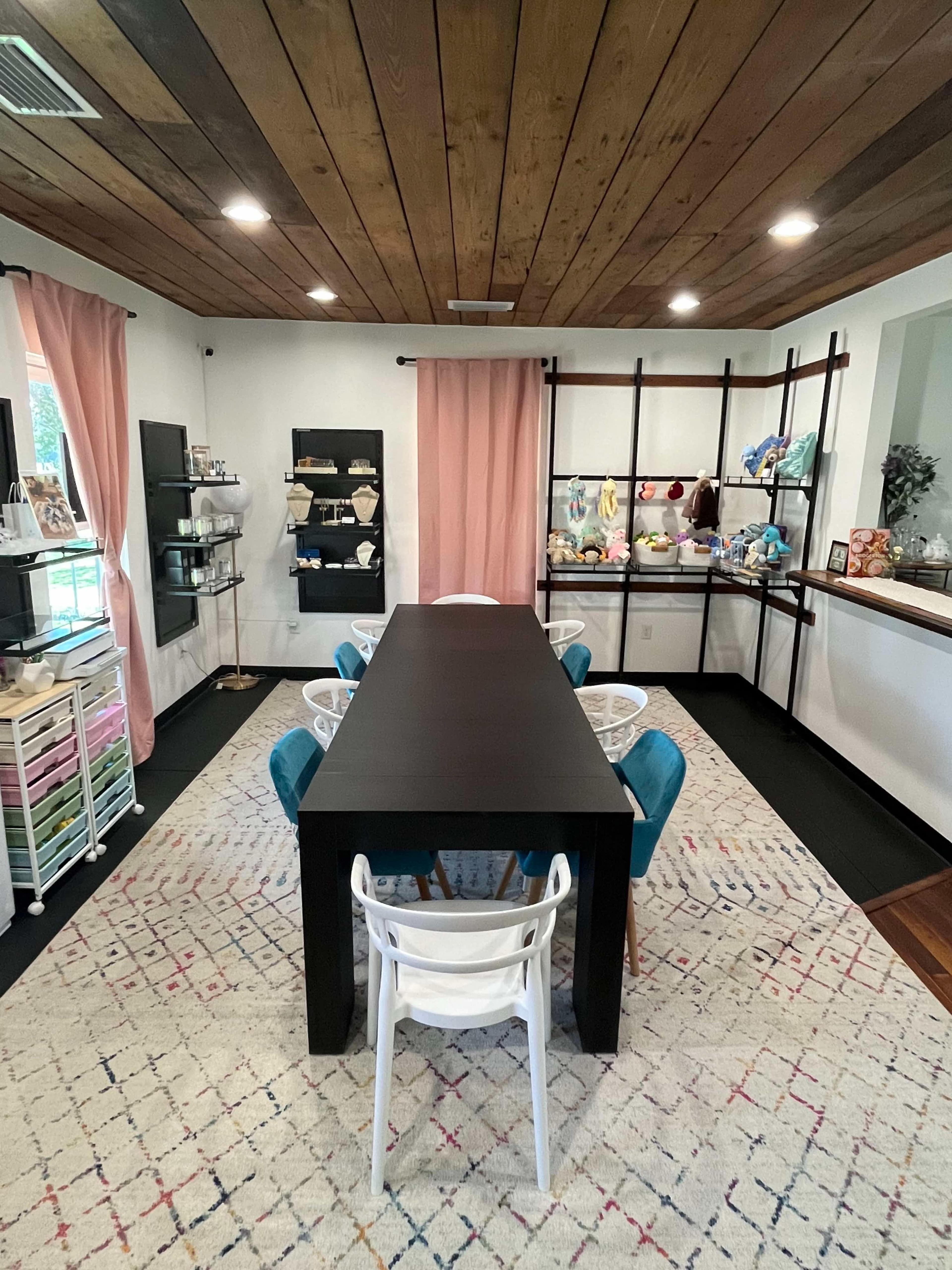 Cozy Family Friendly Space in Historic Buda, Buda, TX | Off-Site ...