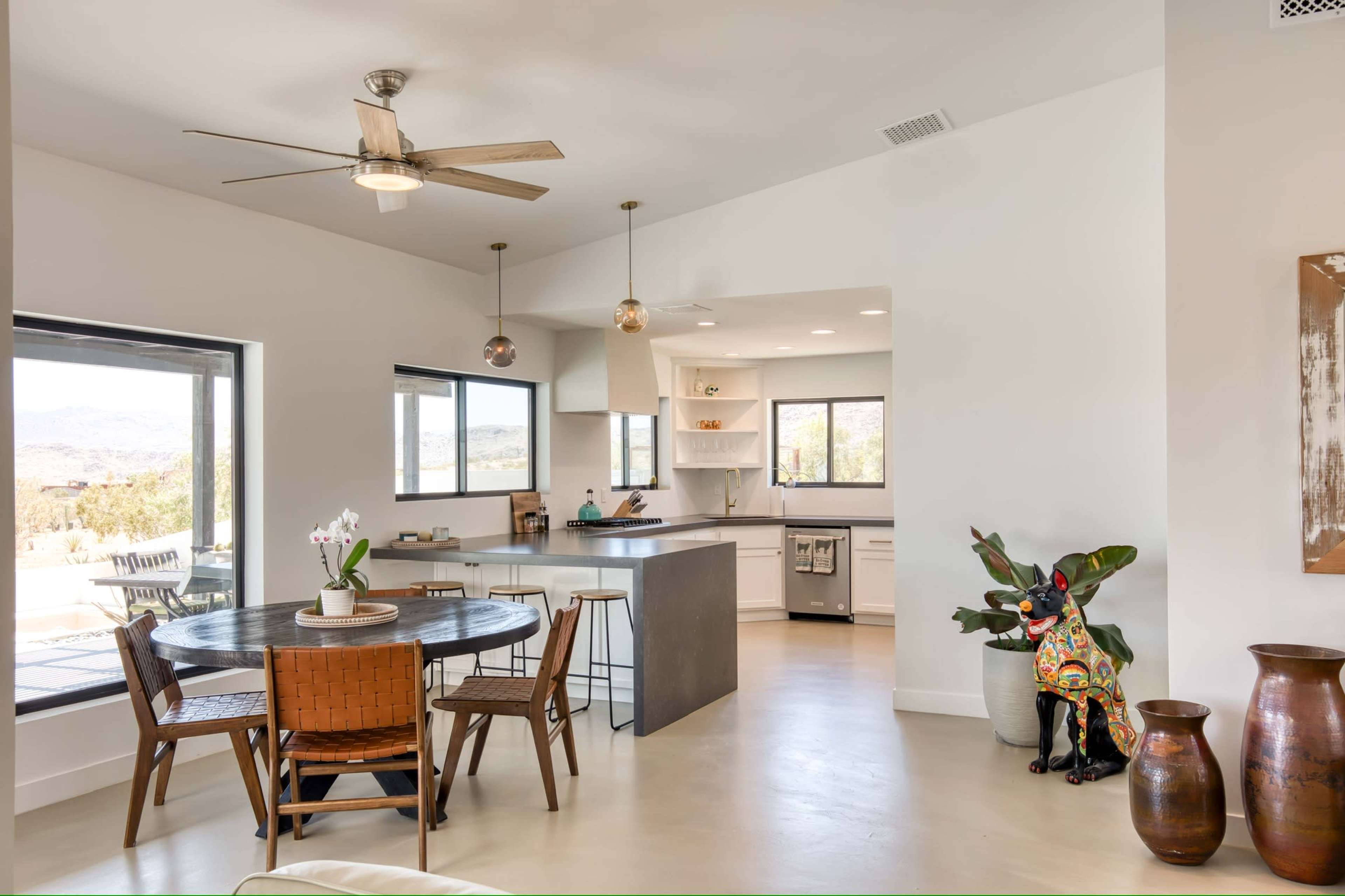 Desert Villa on 5 acres with pool and spa and mountain/desert views ...