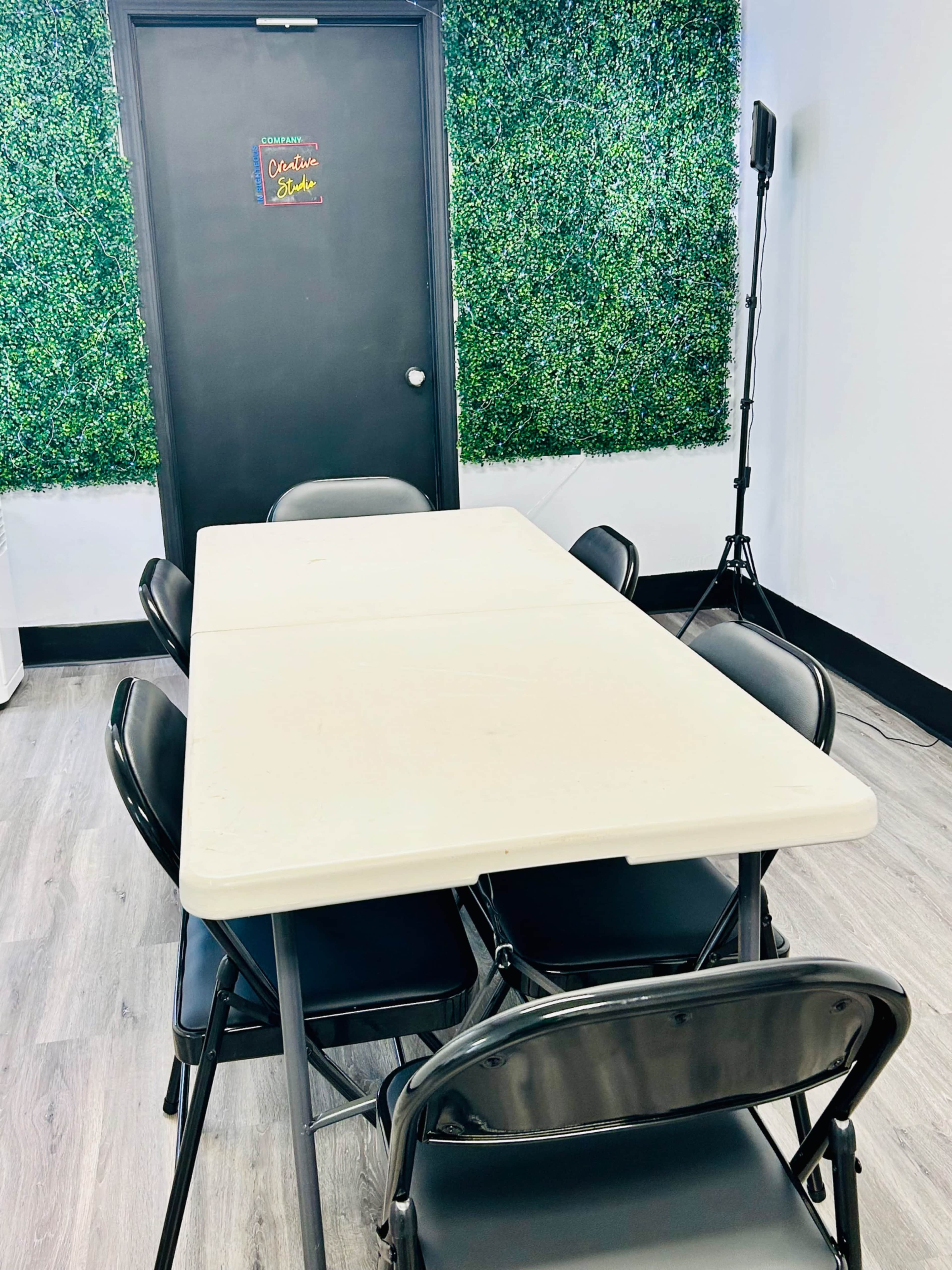 In Righteous Company Creative Studio | Intimate Creative Studio in ...