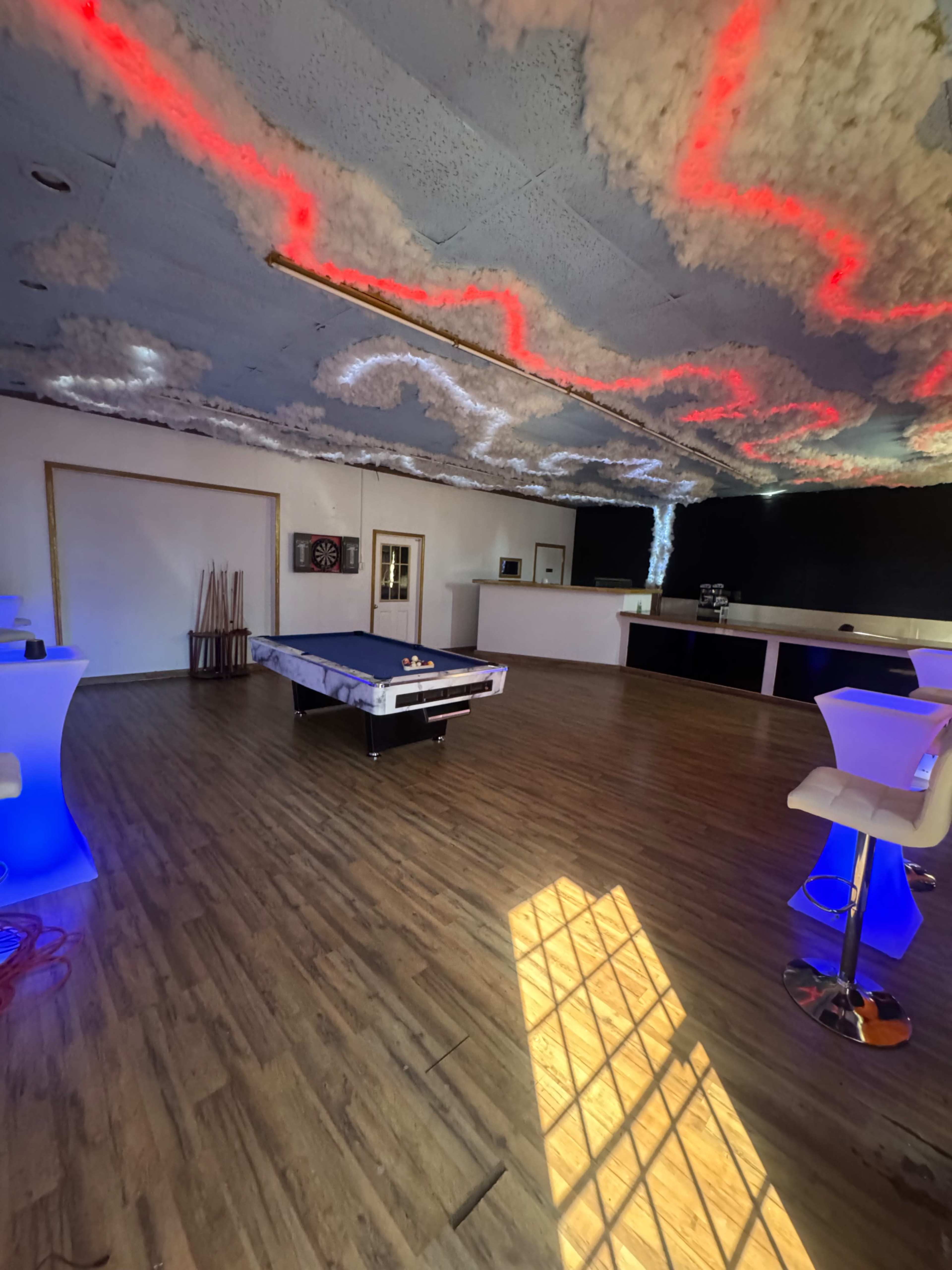 The Detail Lounge | Midtown Neon Nights Eclectic Lounge, Memphis, TN ...