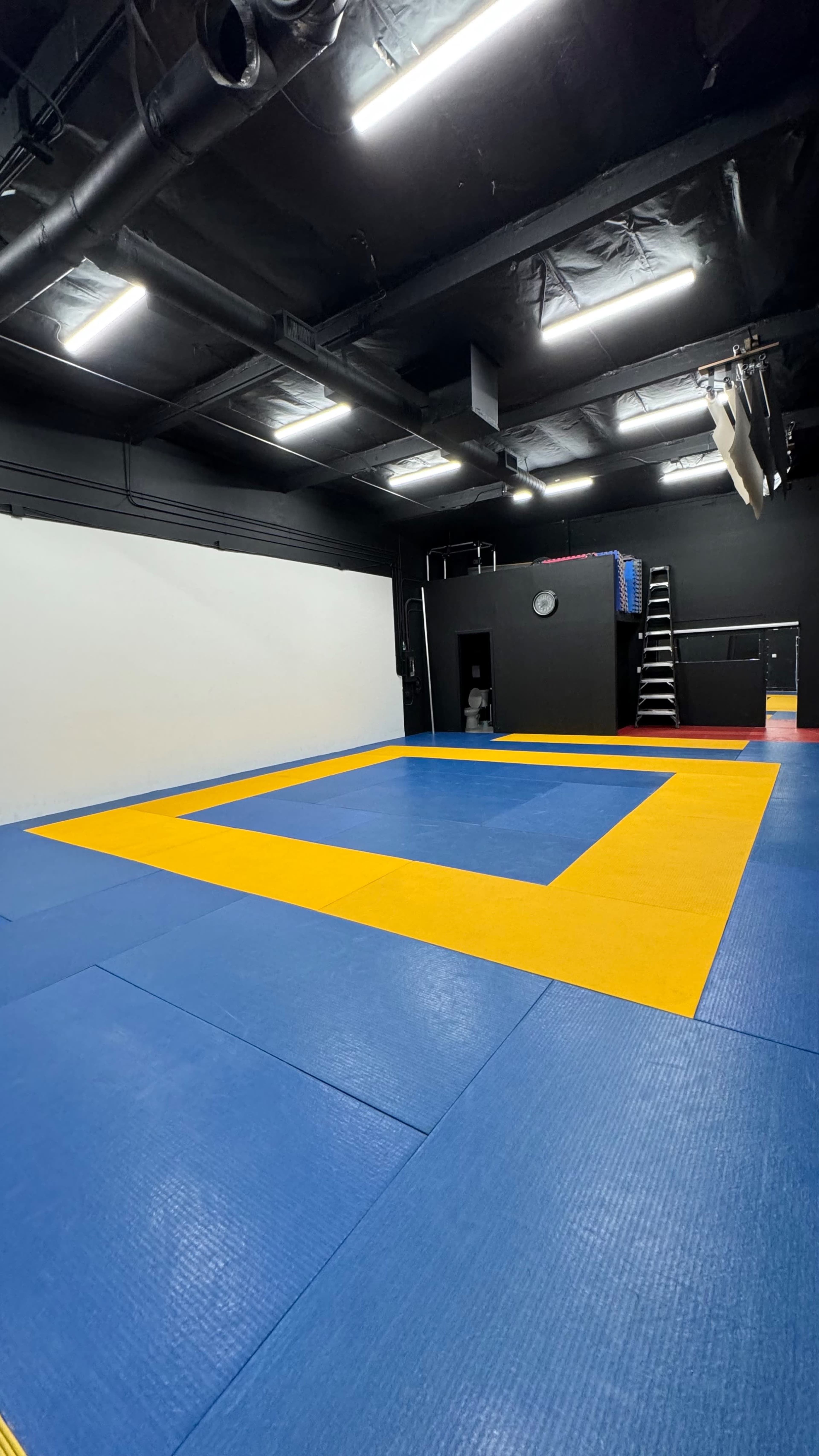 Glasscore Judo EC | Gym, Glendale, CA | Production | Peerspace
