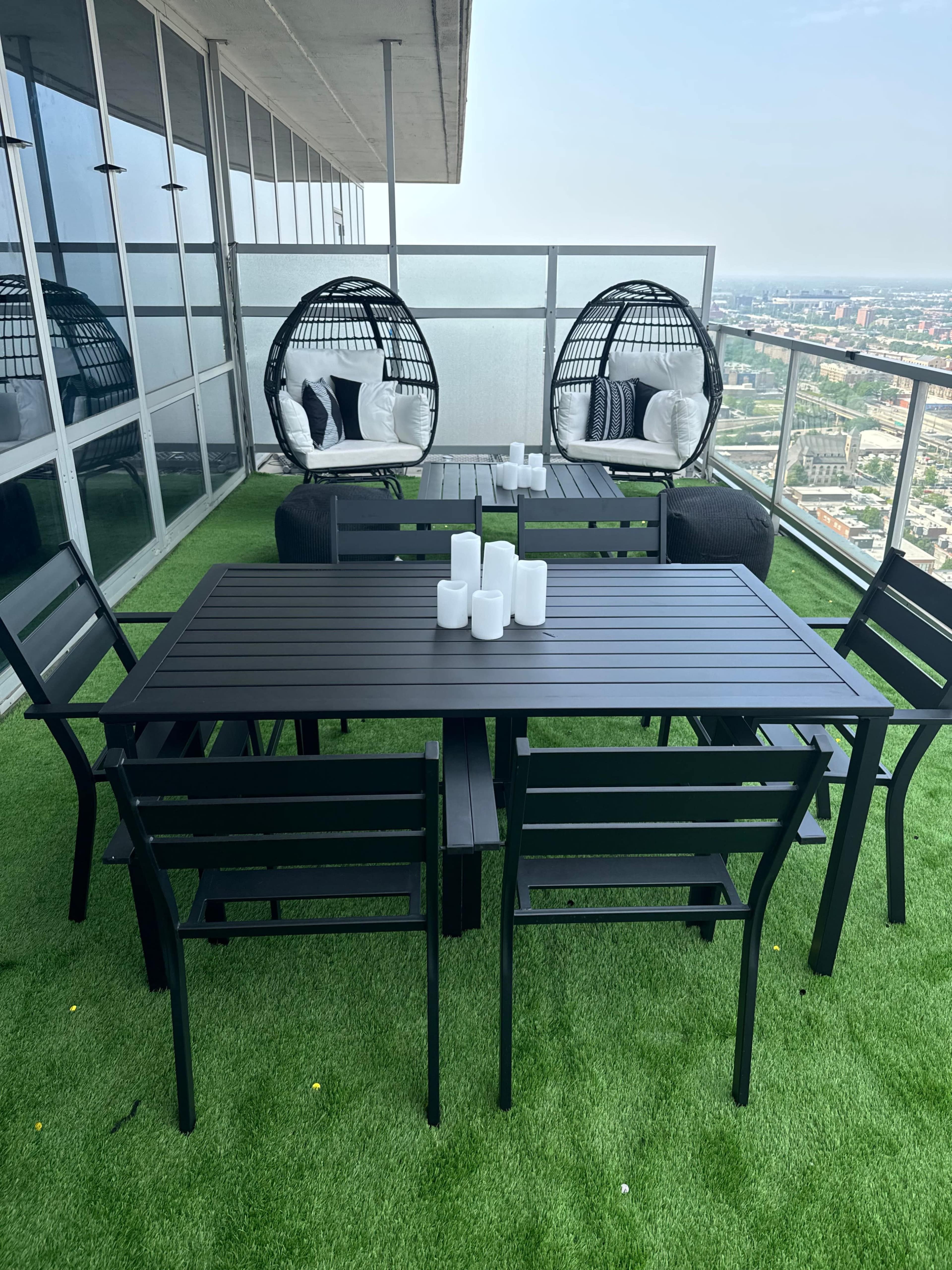 TwentyOne38 | Penthouse Oasis with Wrap-Around Balcony & Stunning Views ...