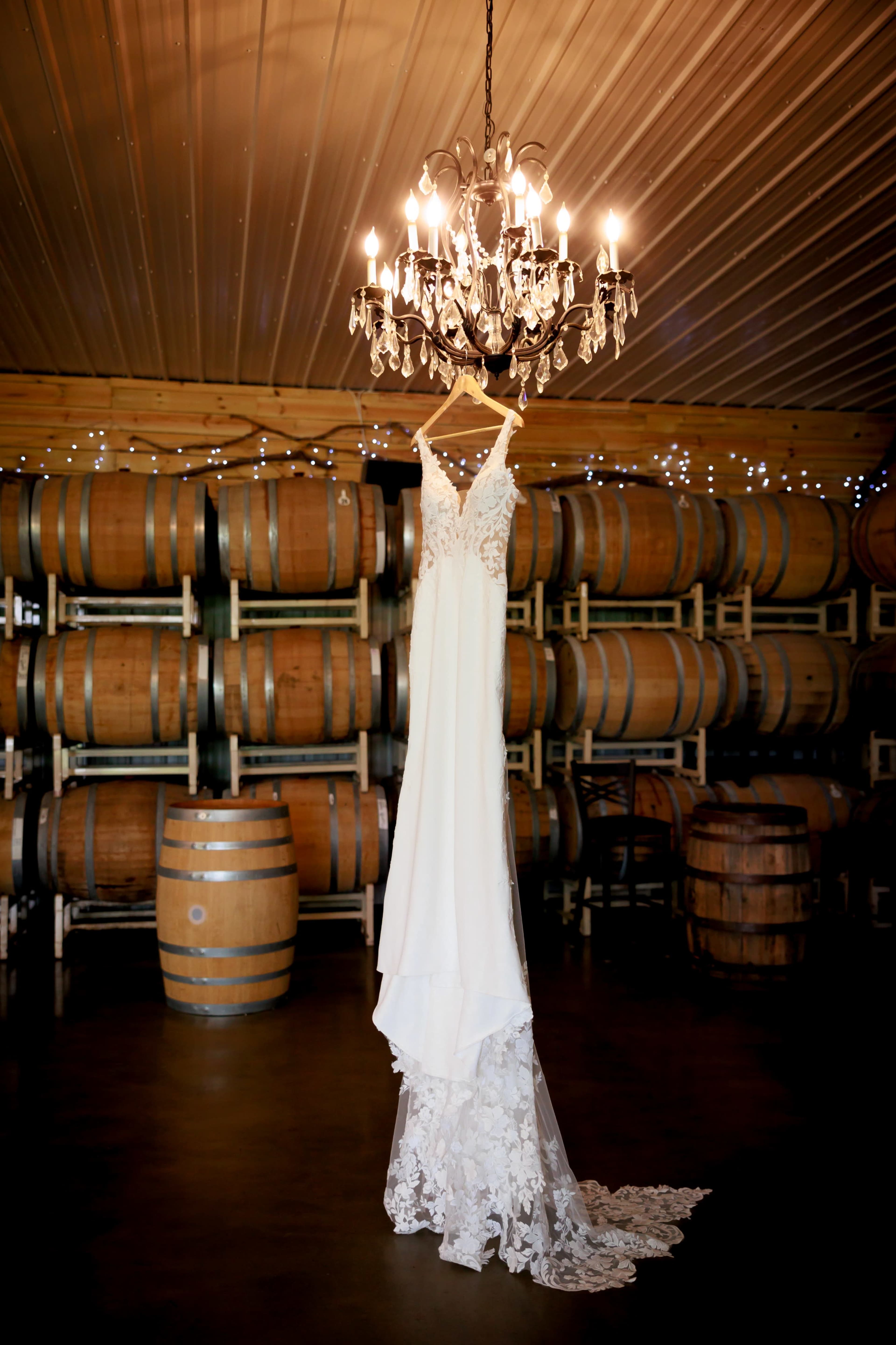 Rustic and Elegant Winery & Vineyard, NEW PRAGUE, MN | Event | Peerspace