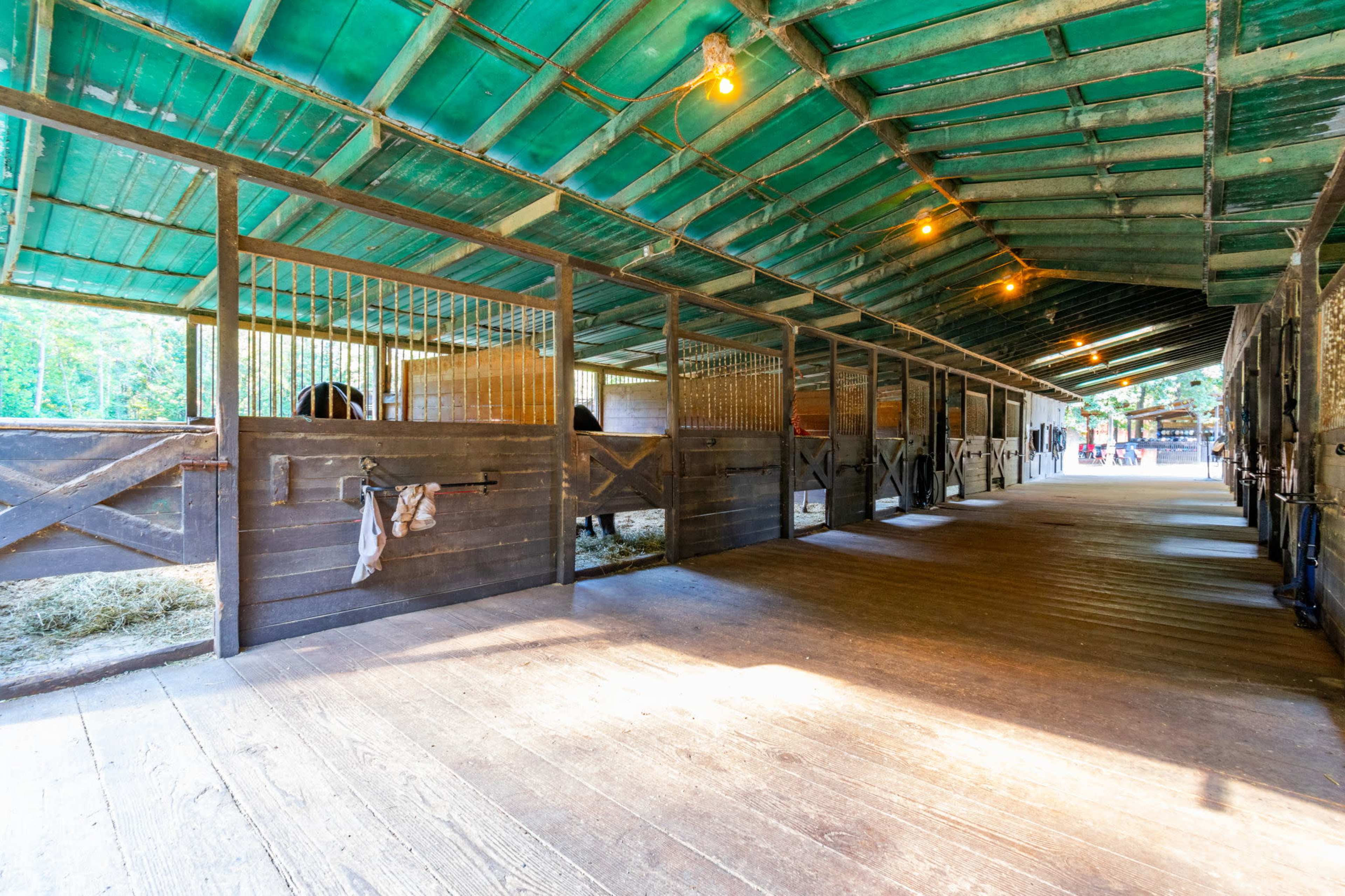 Rustic Rural Ranch Equestrian Facility For Shoots, Ellenwood, GA ...