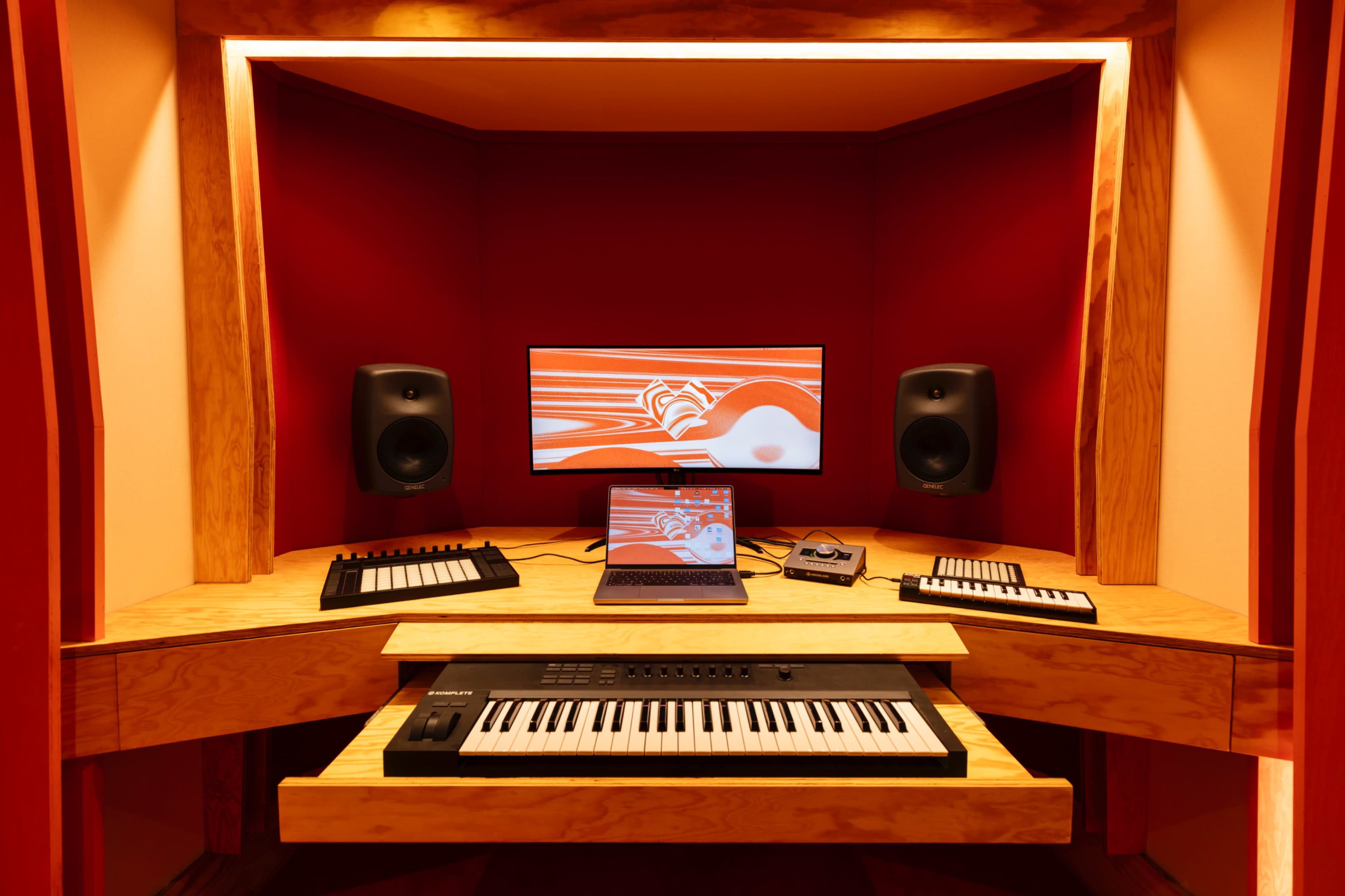 Studio acoustique haute précision – Quartier Canal Saint-Martin, Paris ...