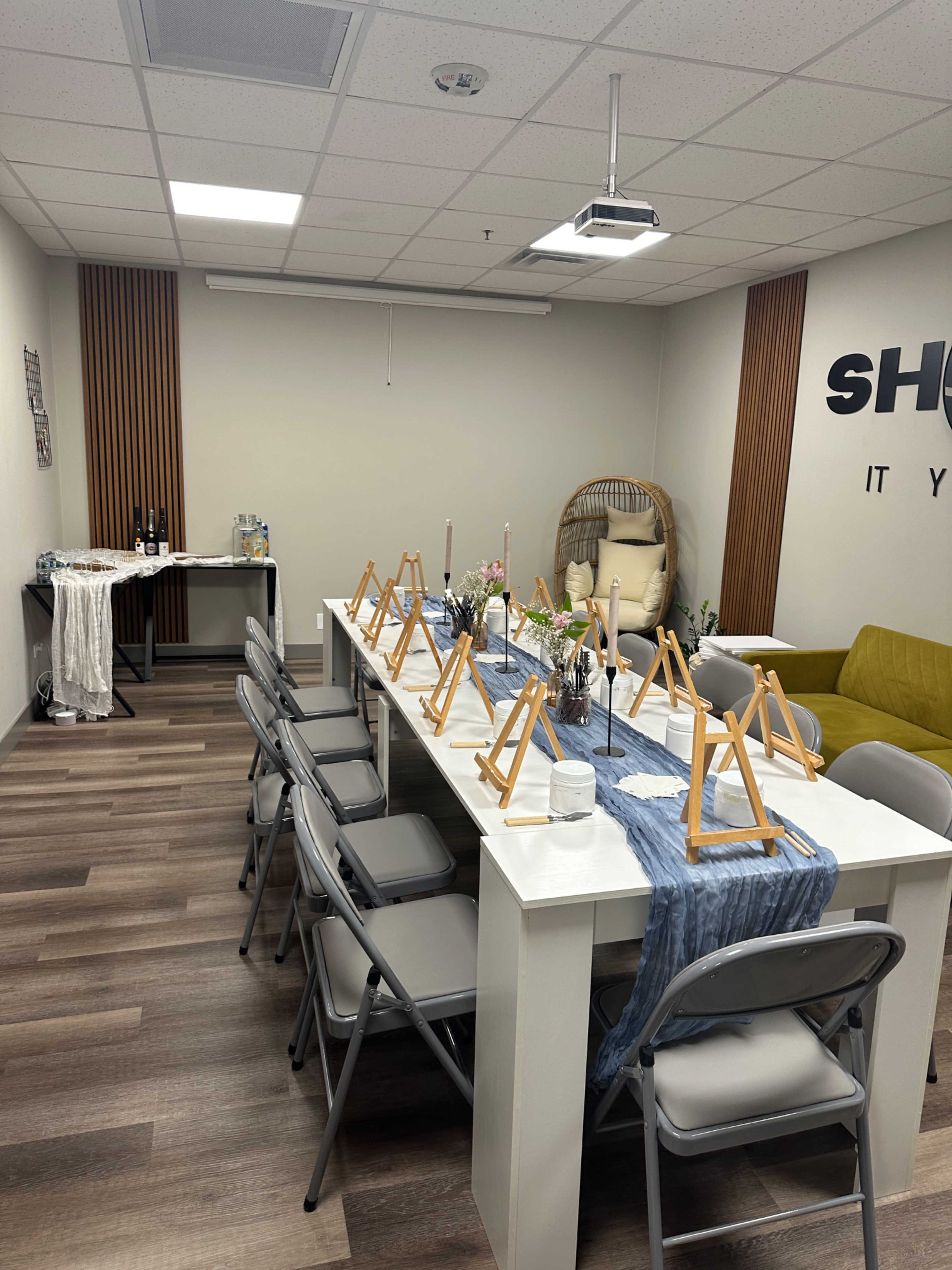 Cozy Boho Event Studio near O'Hare, Schiller Park, IL | Off-Site ...