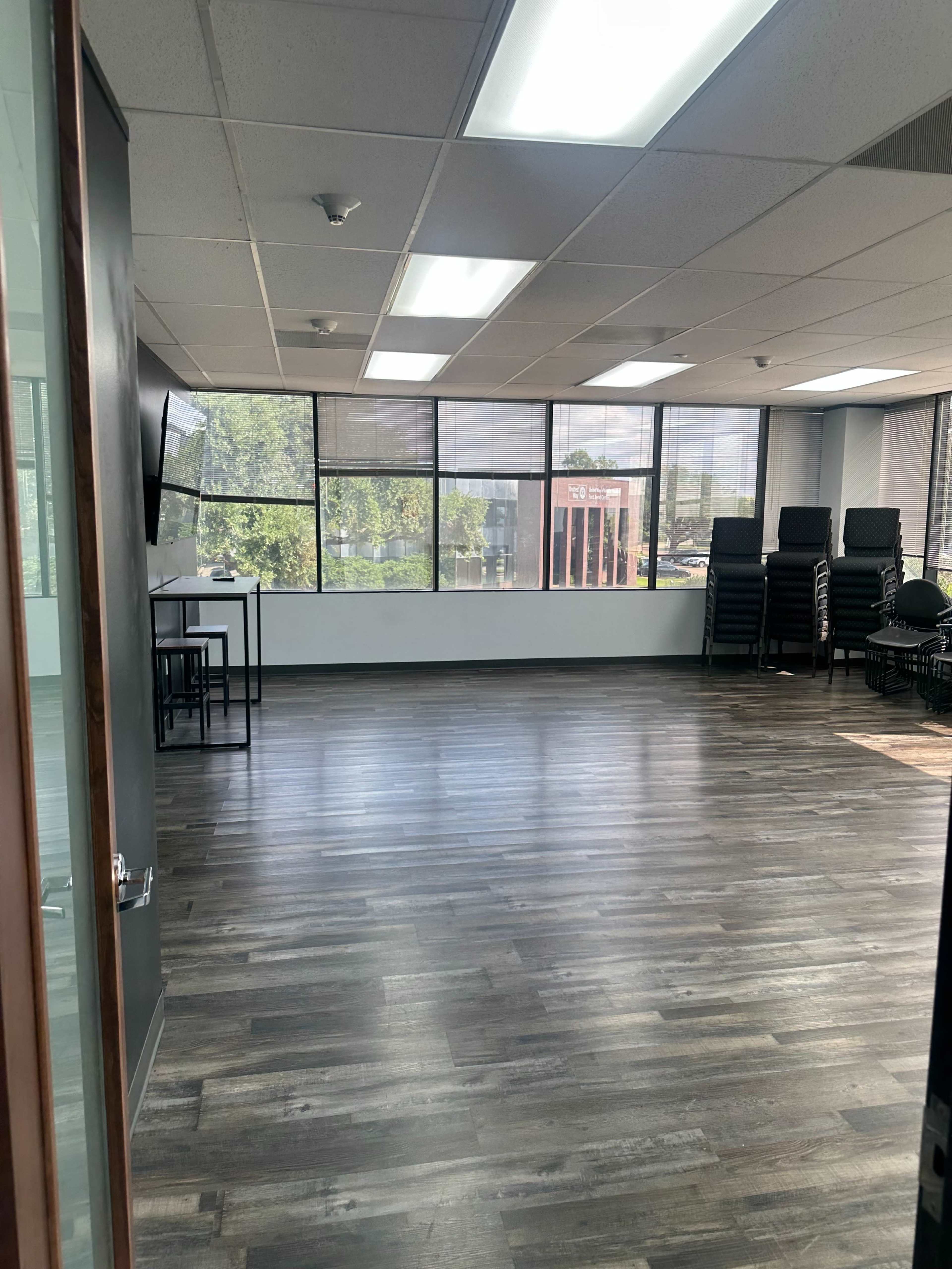 Office Meeting space with Downstairs Lobby Area for large events ...