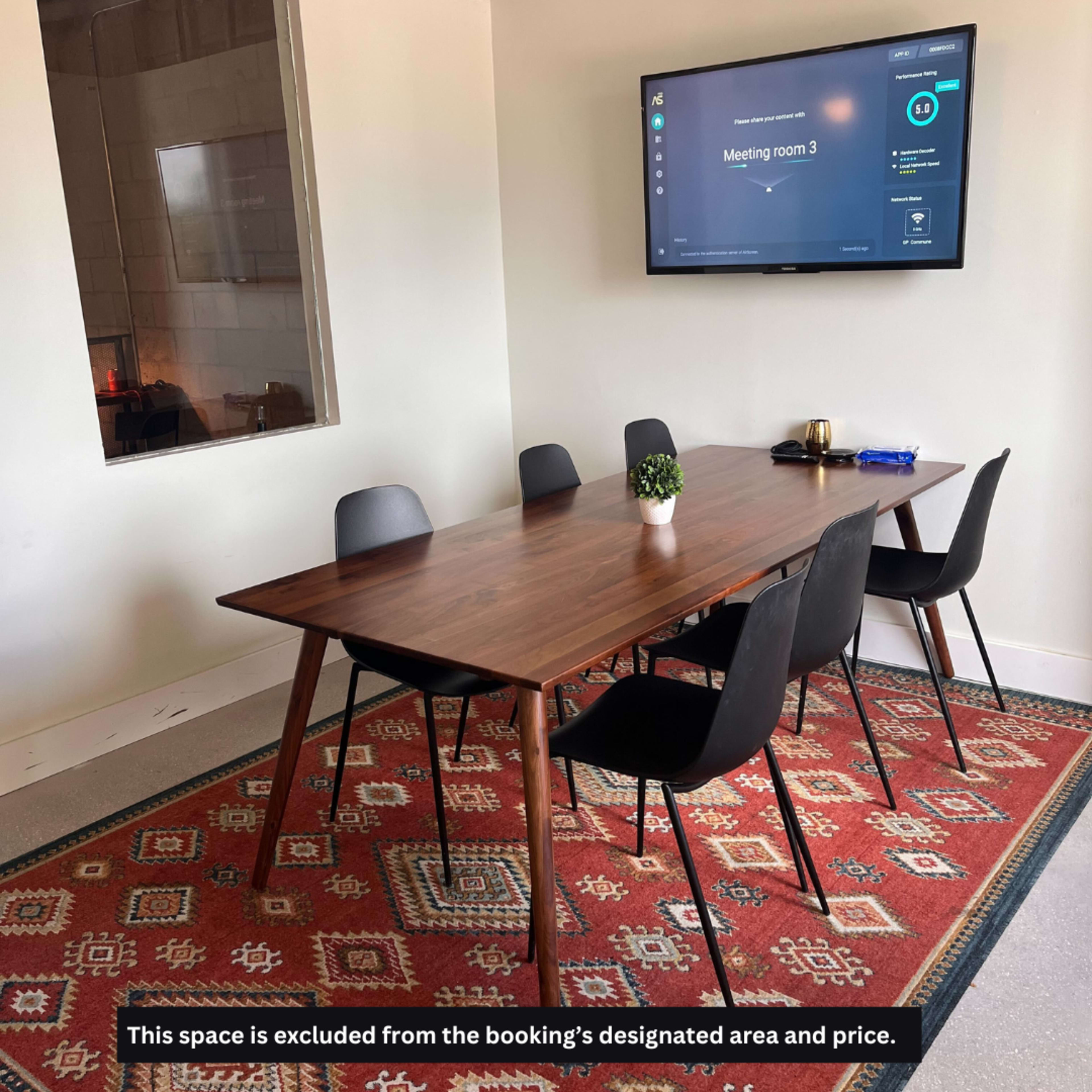 Small Huddle Room for 3, Fort Lauderdale, FL | Off-Site | Peerspace