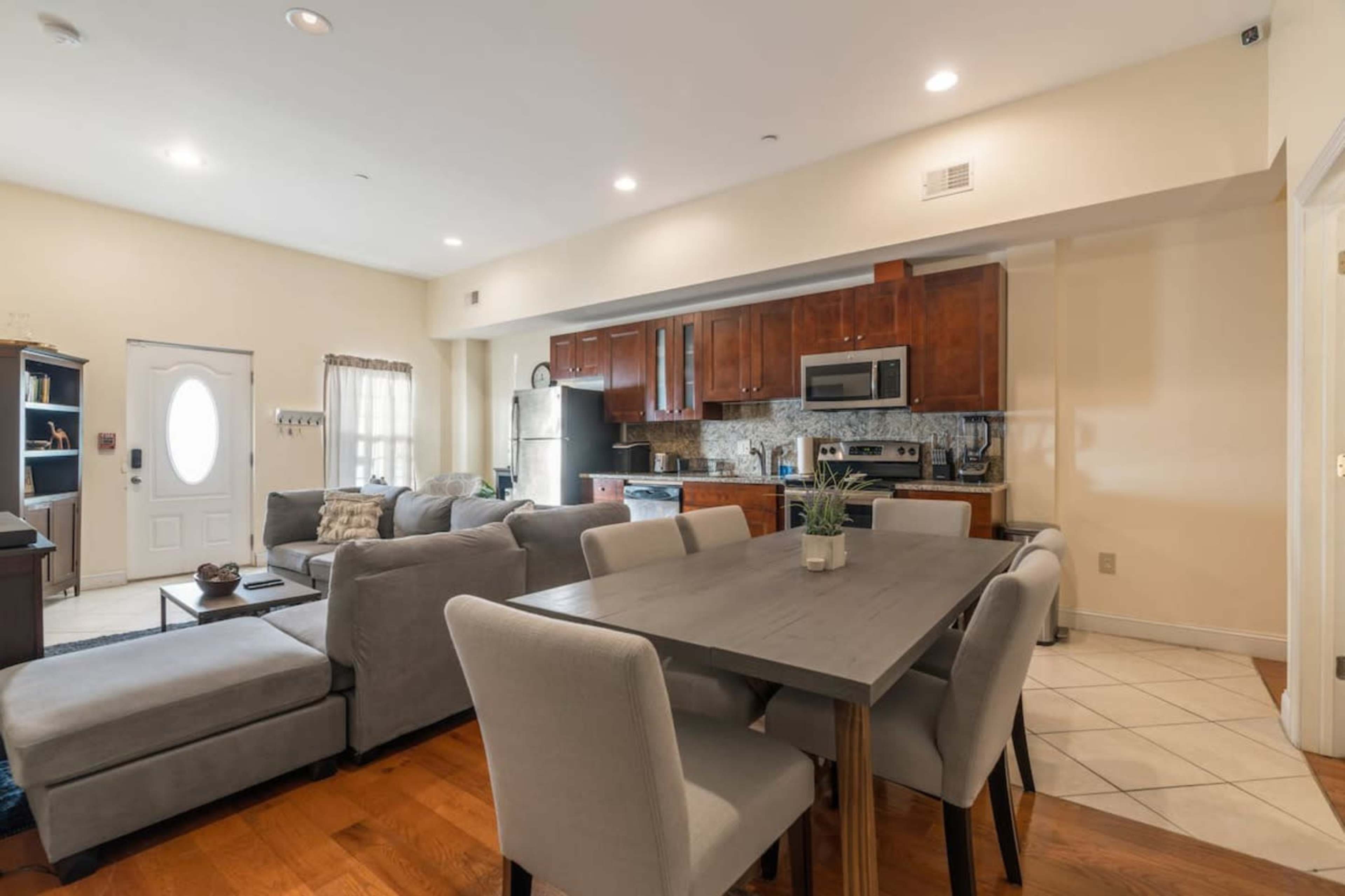 Condo near Center City | Arcade | 4BD 2BA, Philadelphia, PA | Off-Site ...