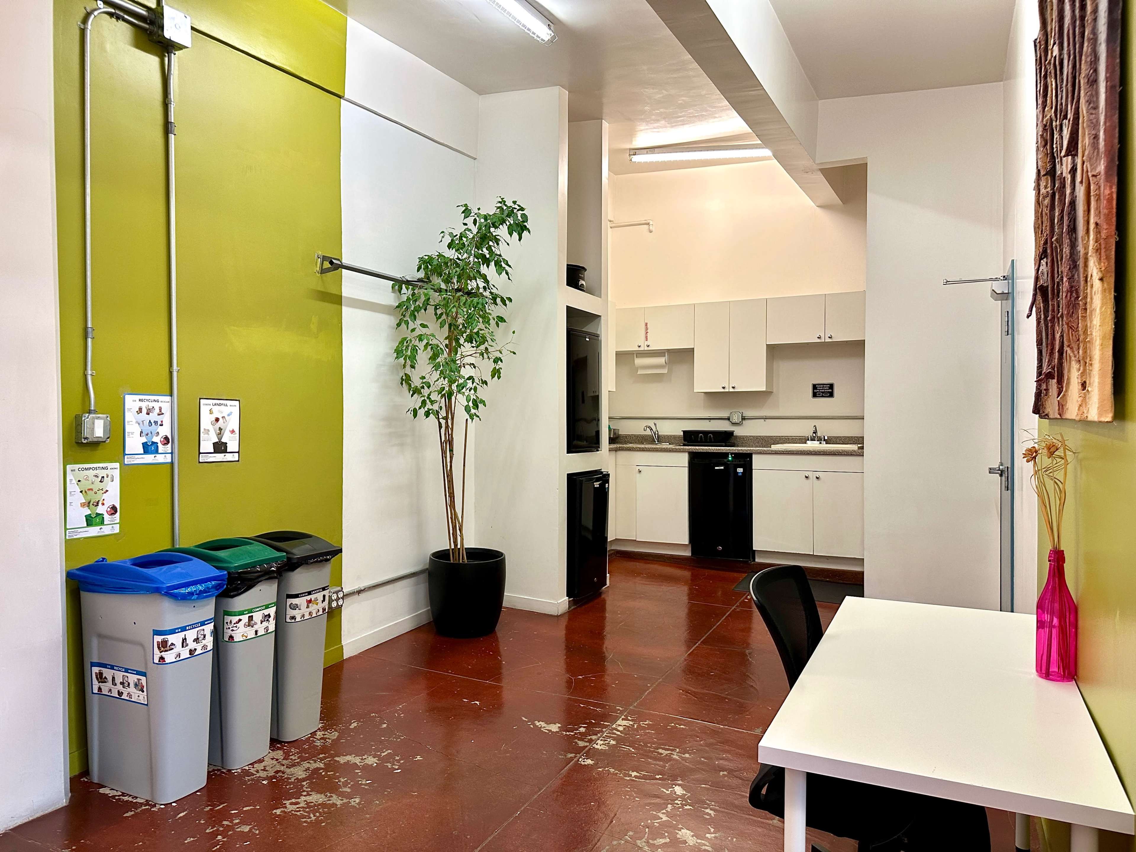 Rebecca Wilkowski Photography | Bright SoMa Meeting Space w/Kitchenette ...