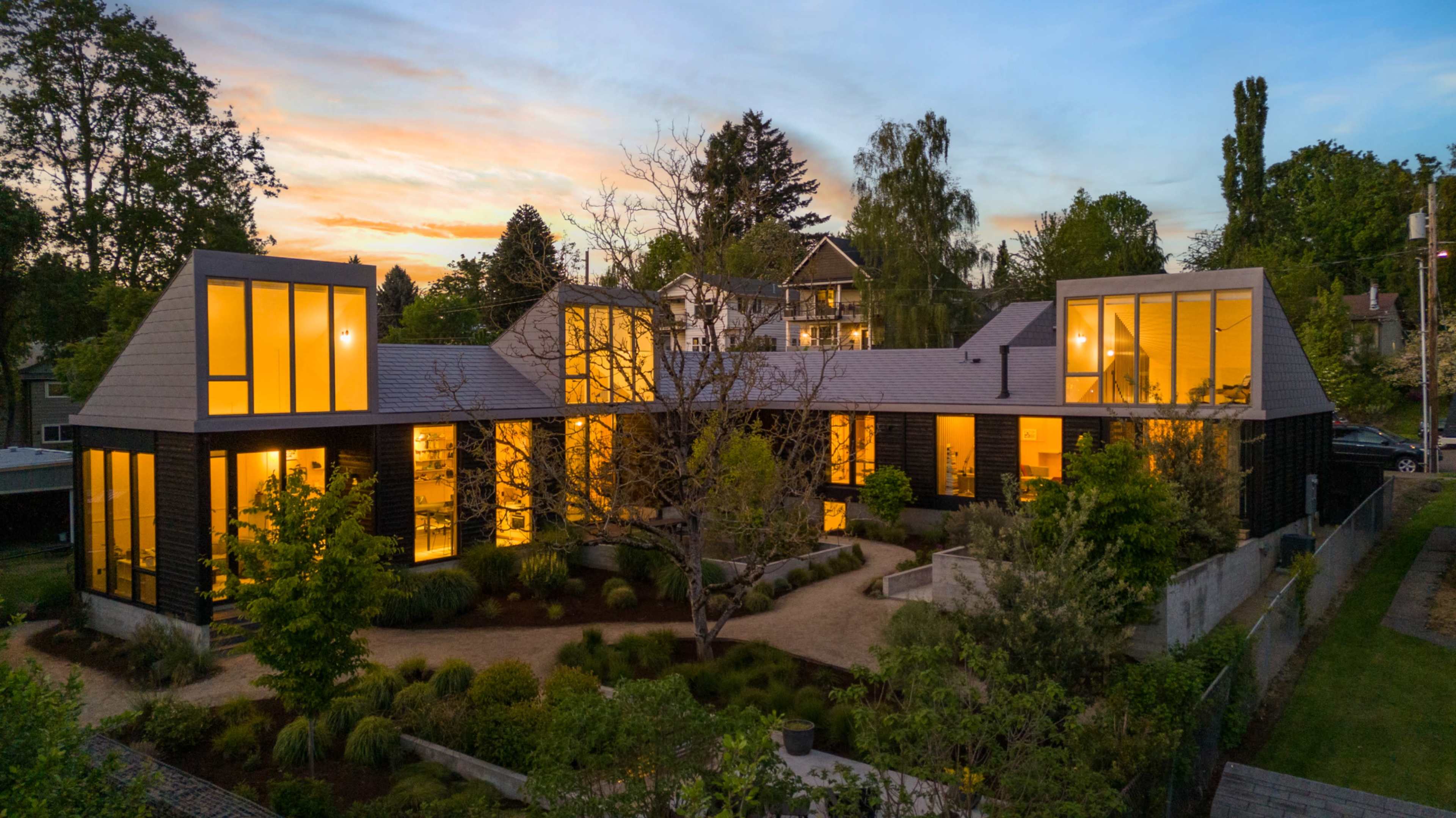 Gradient House | Gradient House | Curated Modern Home, Portland, OR ...