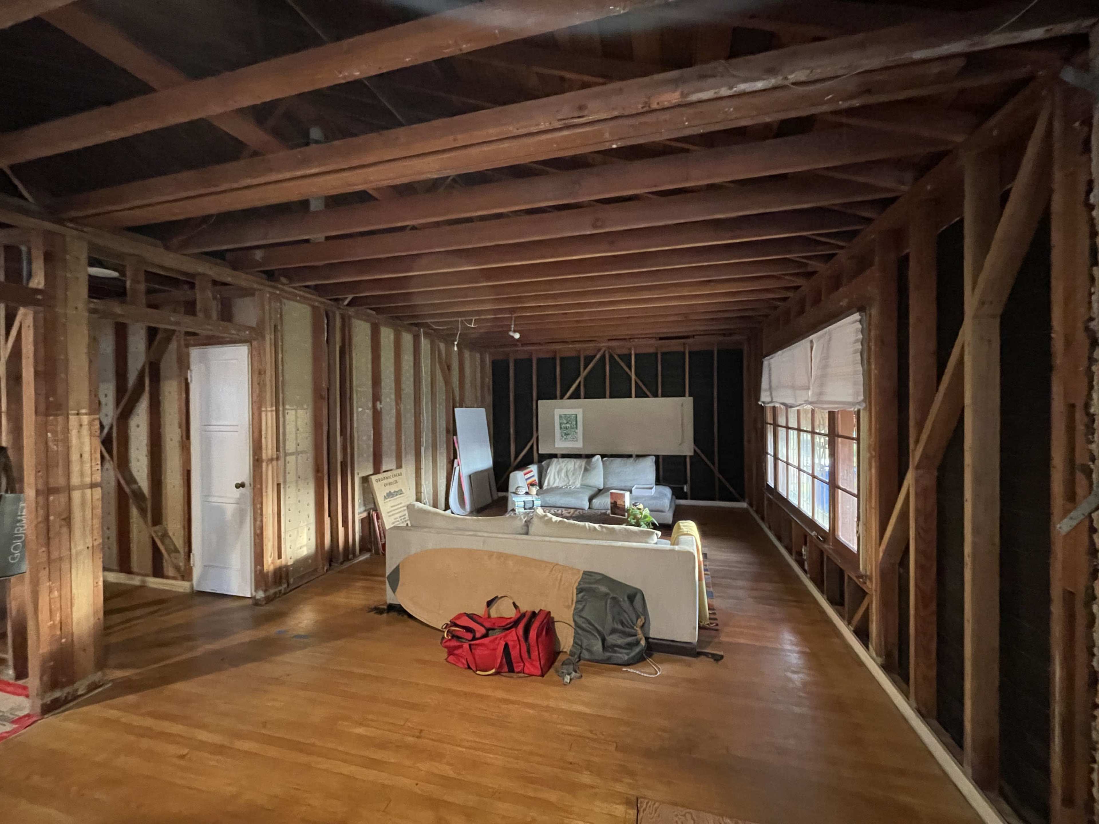 UNIQUE South LA 1950 Stucco Box under Construction., Los Angeles, CA ...