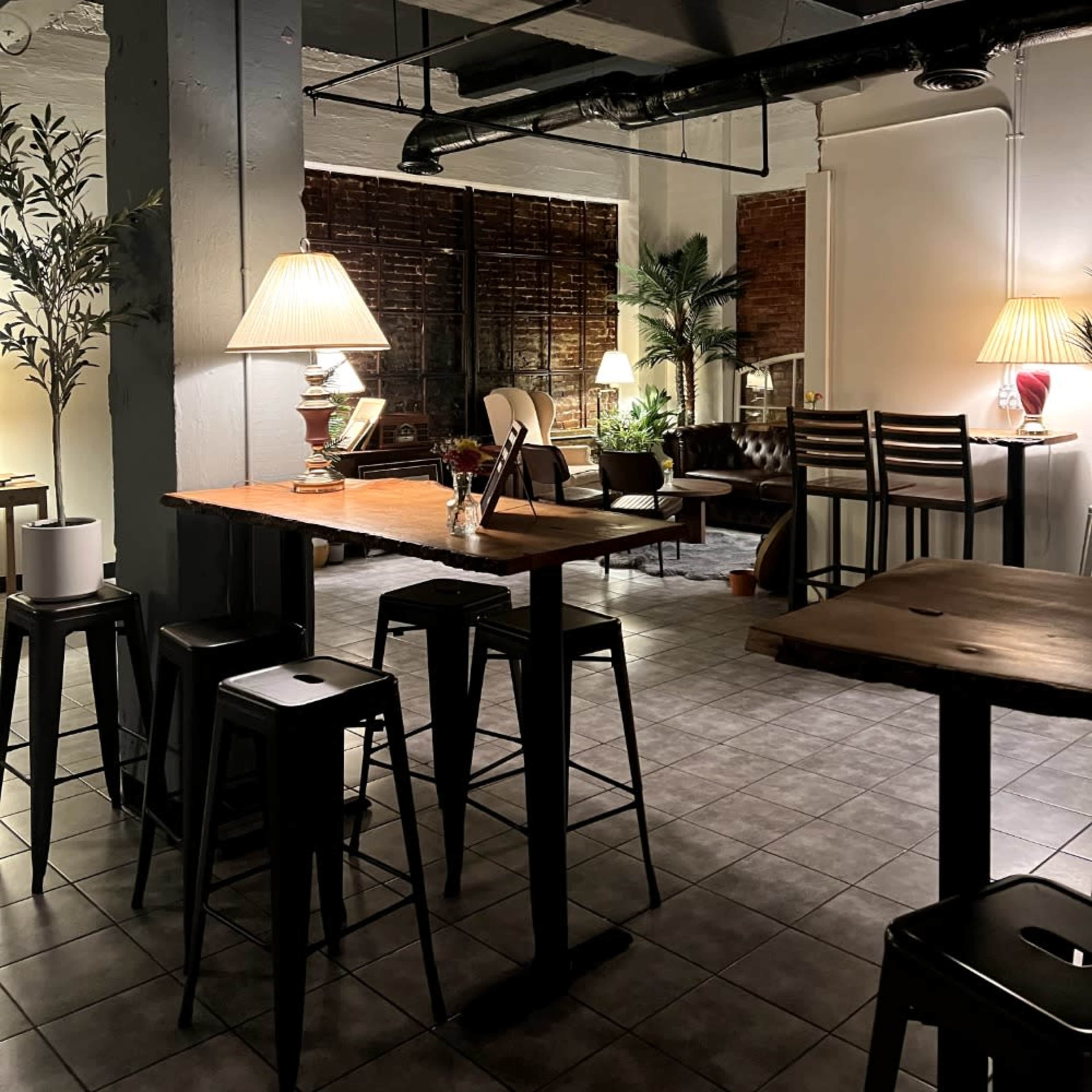 Vang Coffee Bar | Versatile Cozy Venue on Hancock Street, Walkable to ...