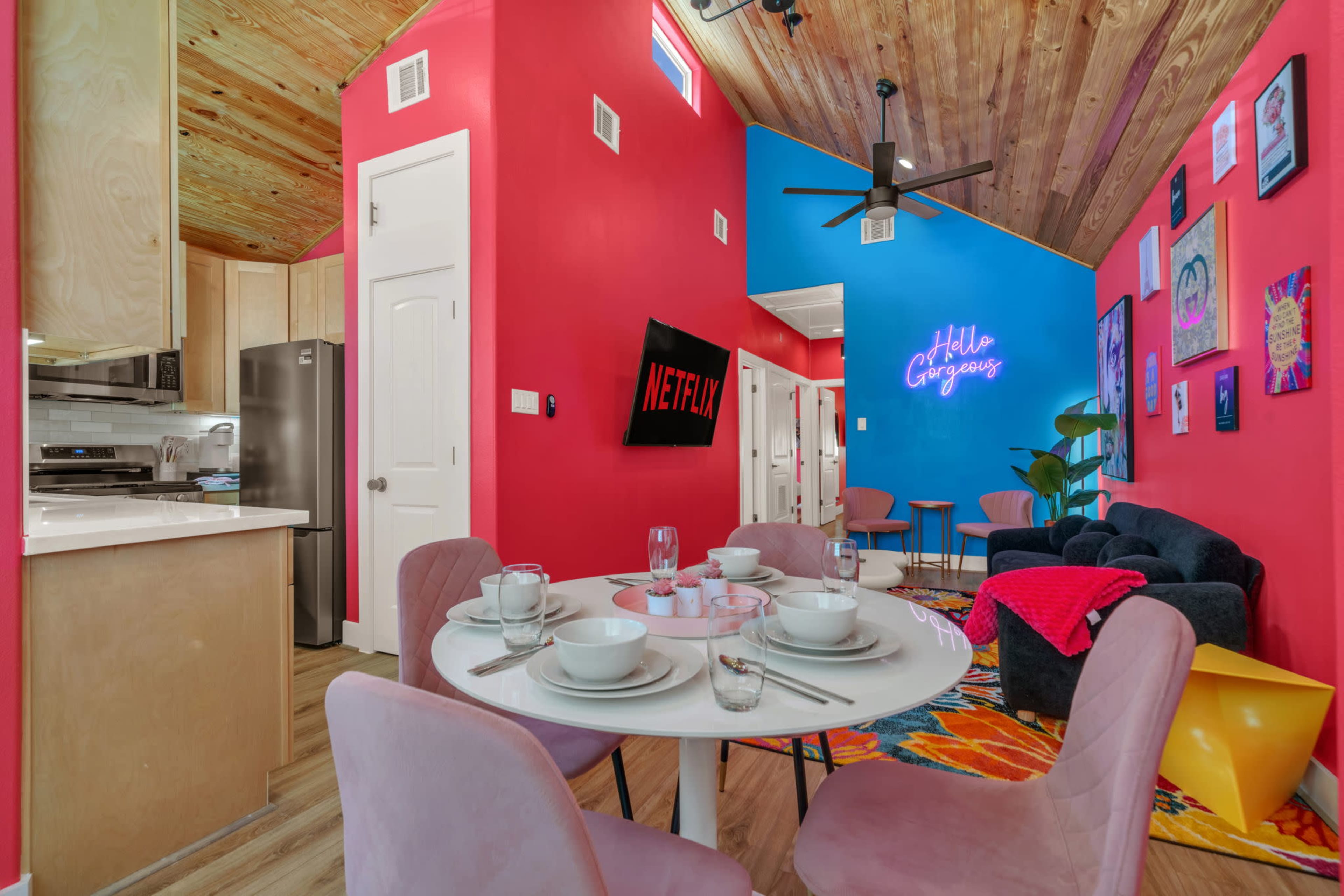 Rent With Jovan | Houston Pink Themed Homes, Houston, TX | Event ...