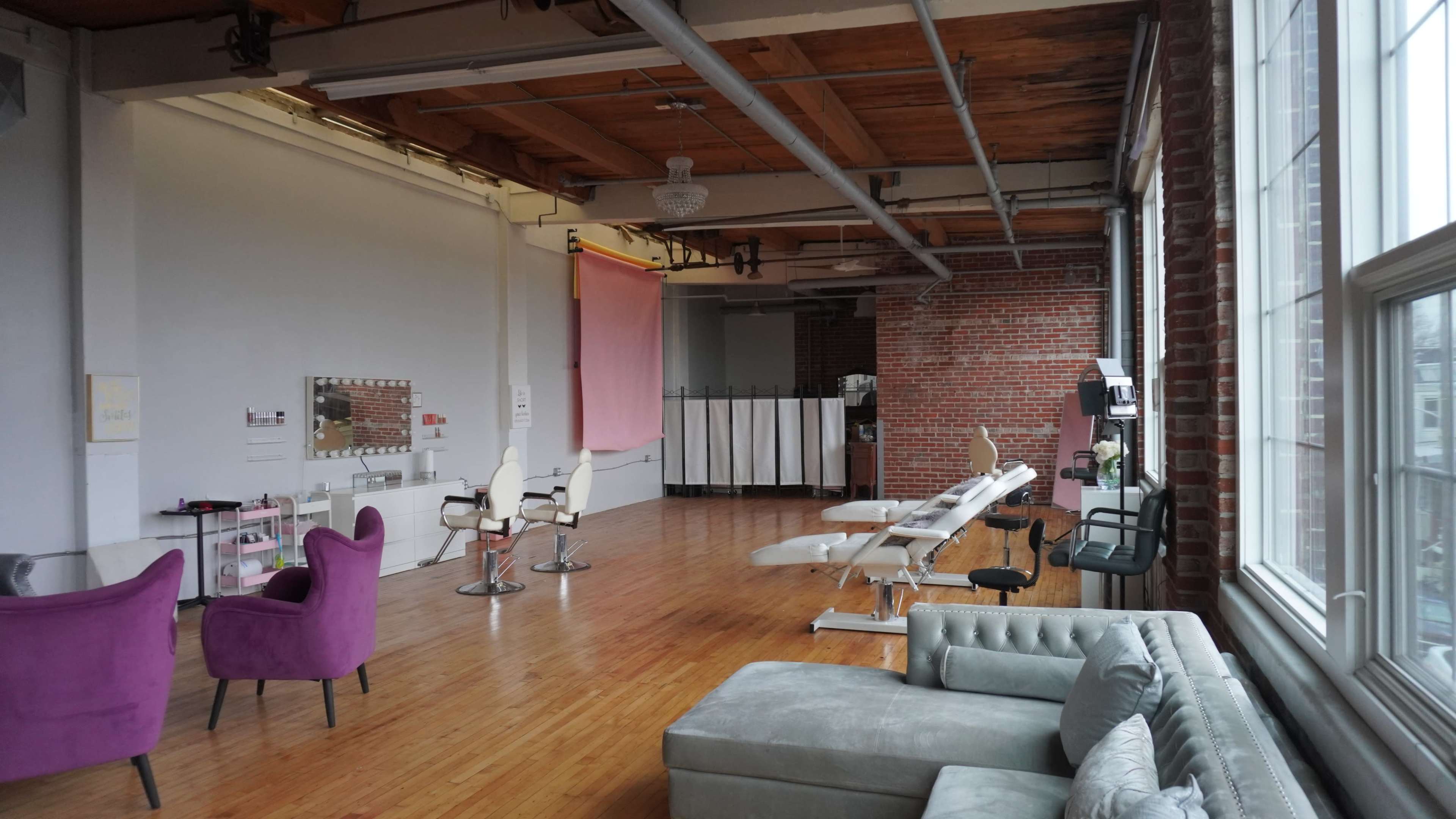 The Ciao Bella Loft | Natural Light Creative Loft for Makeup, Photo ...