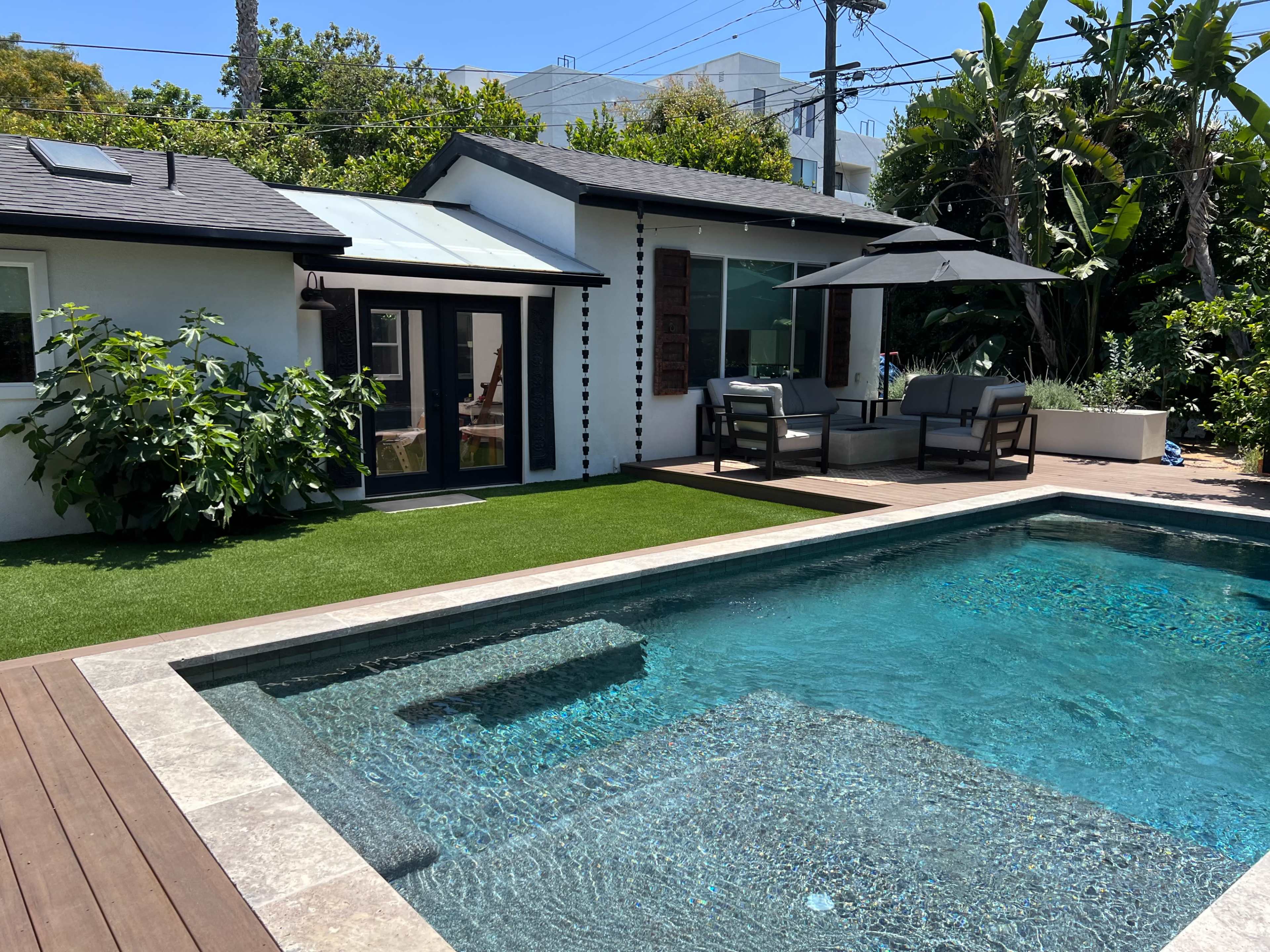 Indoor/outdoor Home With Multiple Outdoor Spaces & Pool, Culver City ...