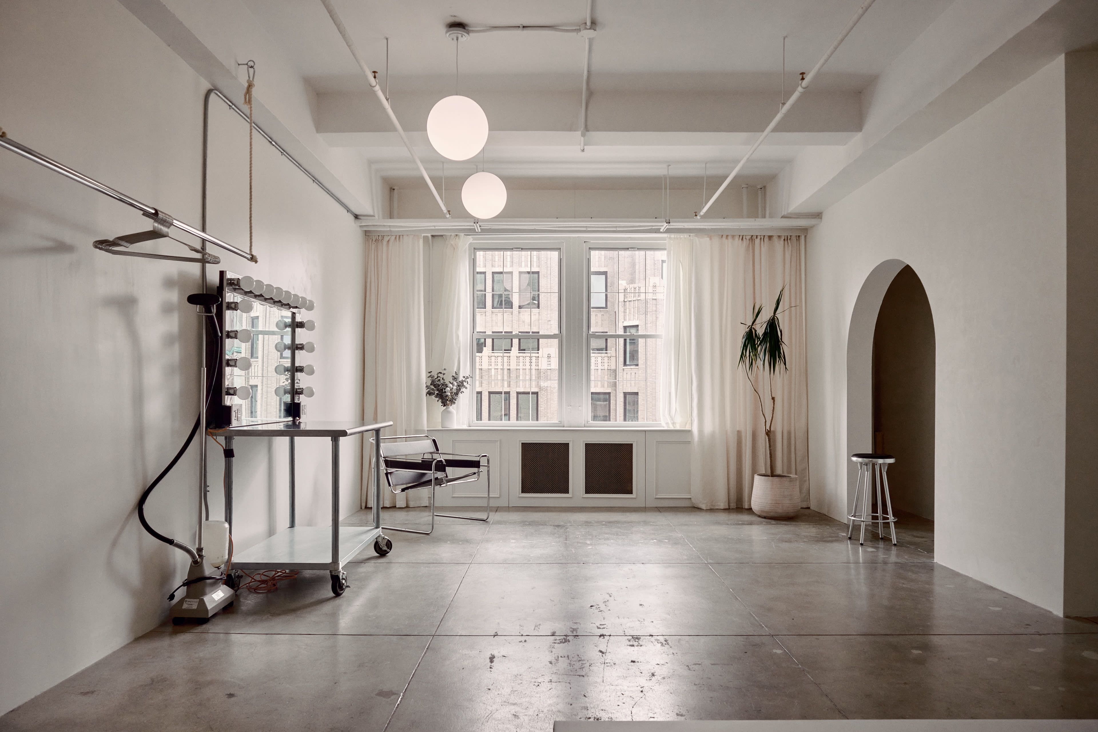 Centra Studios | Ultra Chic Manhattan Portrait Studio with Mini ...