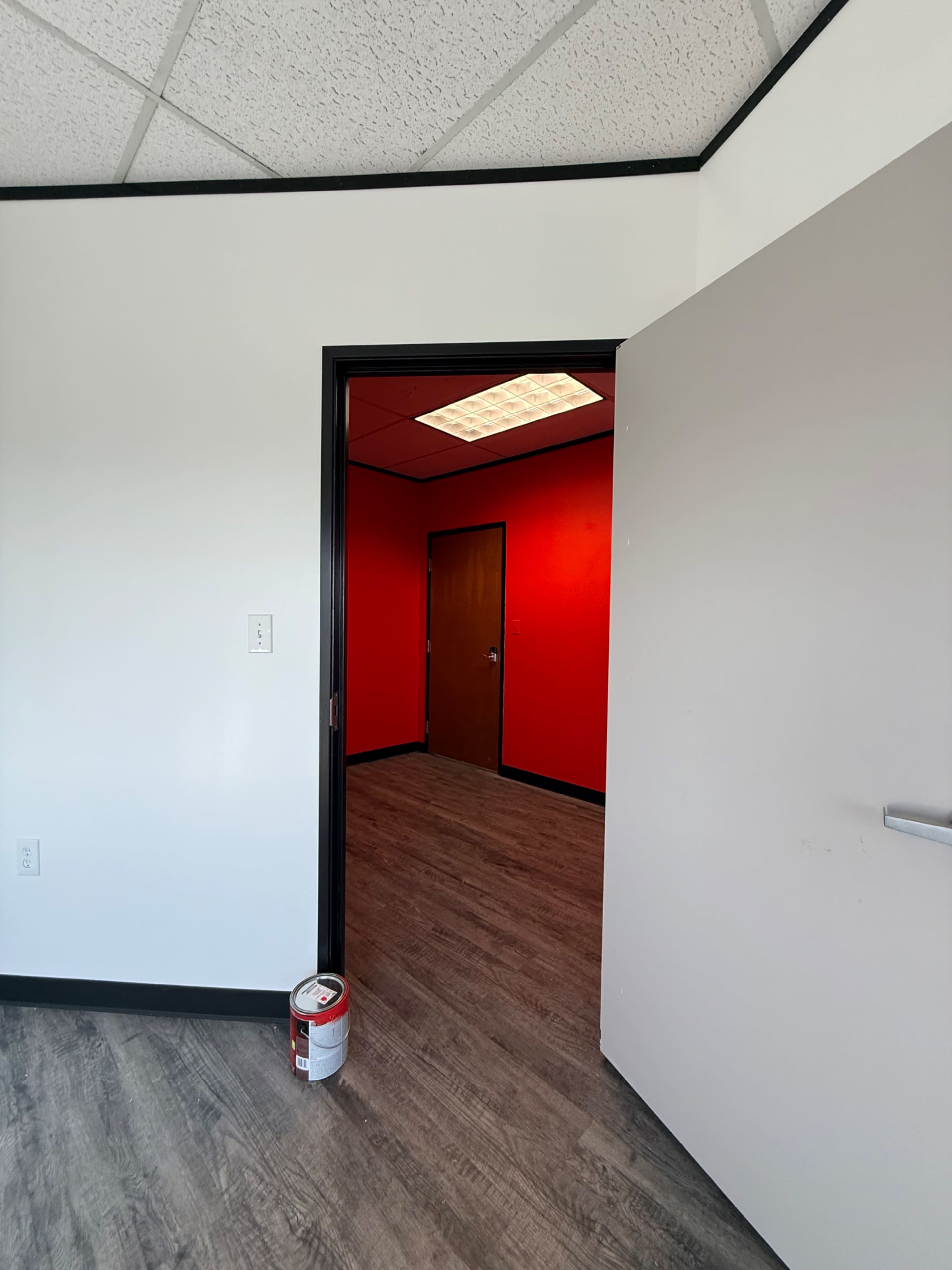 North Dallas Red Room and White Room, Addison, Dallas, TX | Production ...