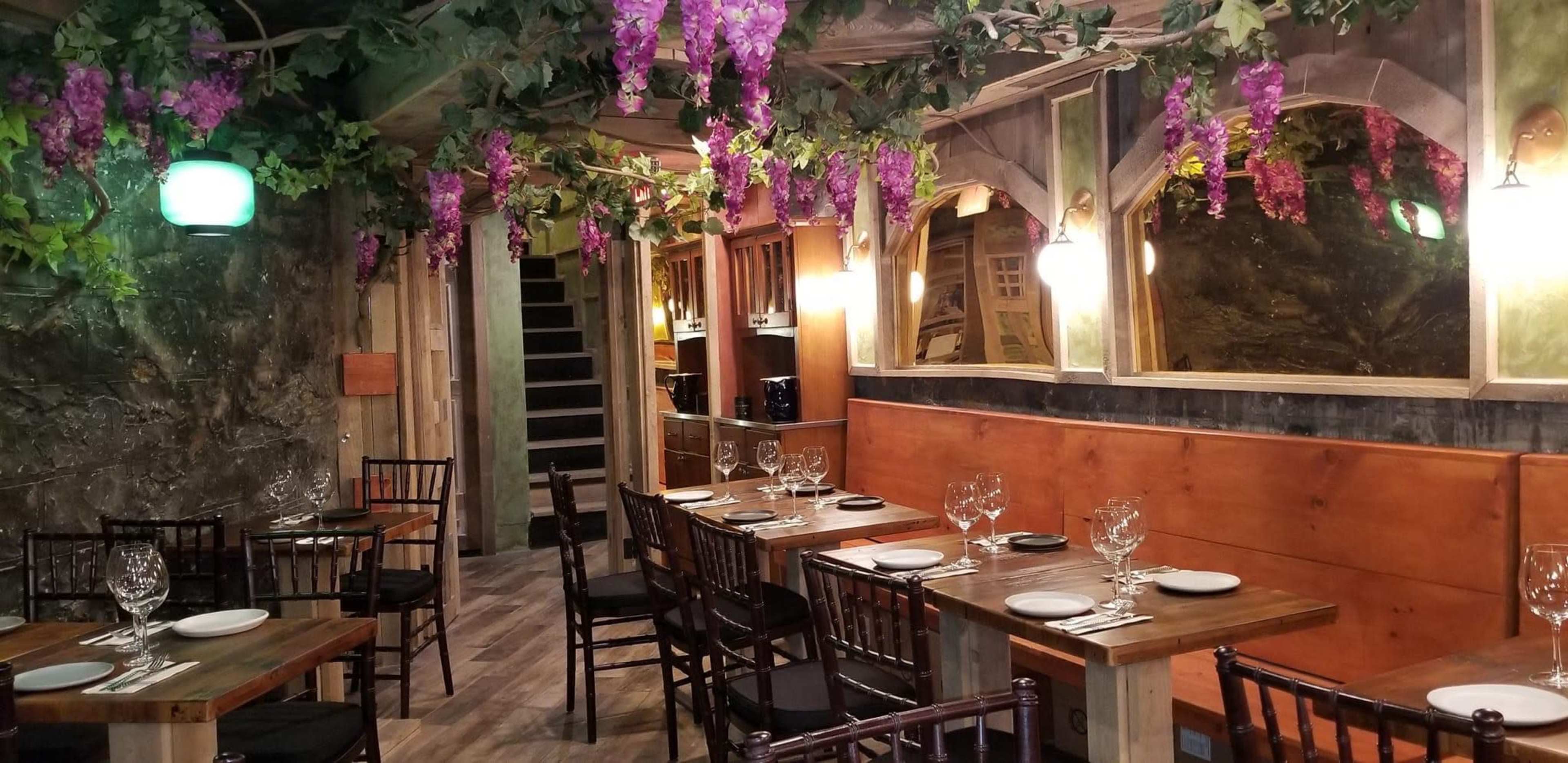 THE RED ROOM, New York, NY | Off-Site | Peerspace