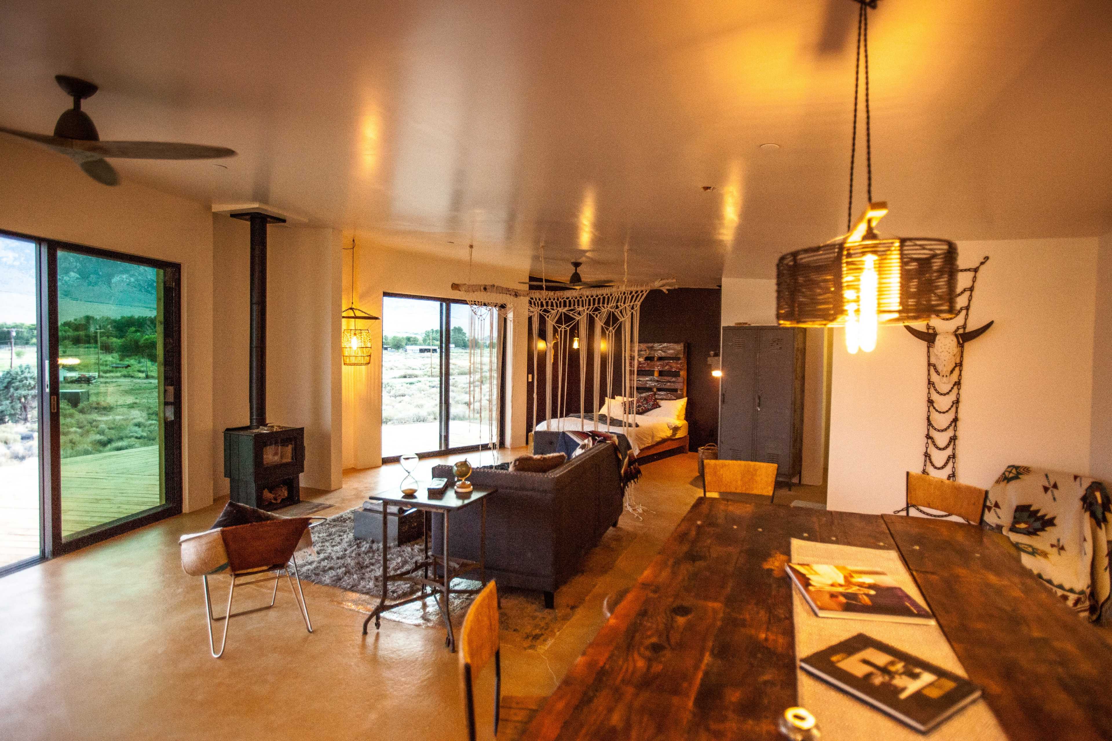 Studio , Guest house with magical views., lone pine, CA | Production ...