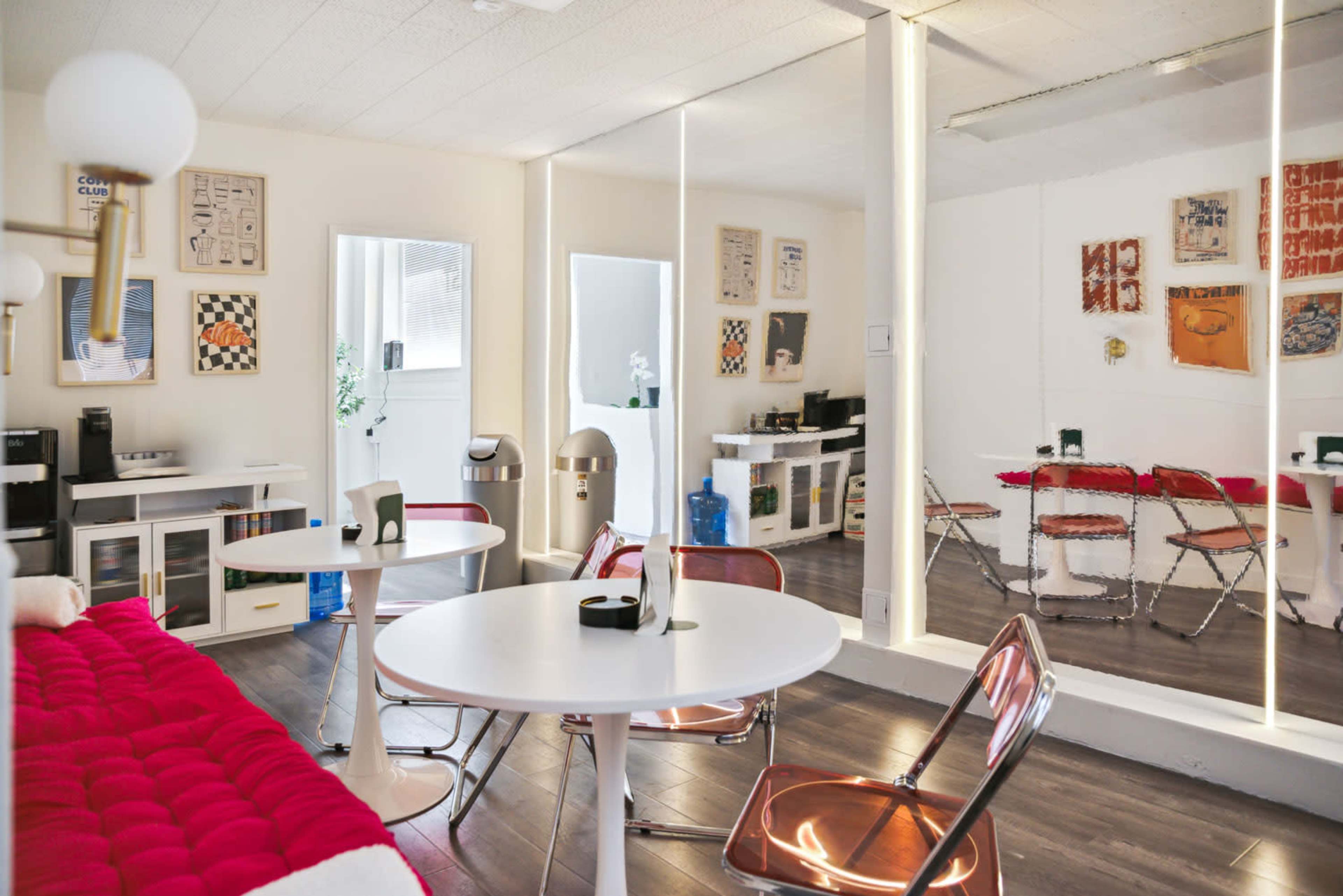 Creative Lounge & Meeting Space, Los Angeles, CA | Event | Peerspace