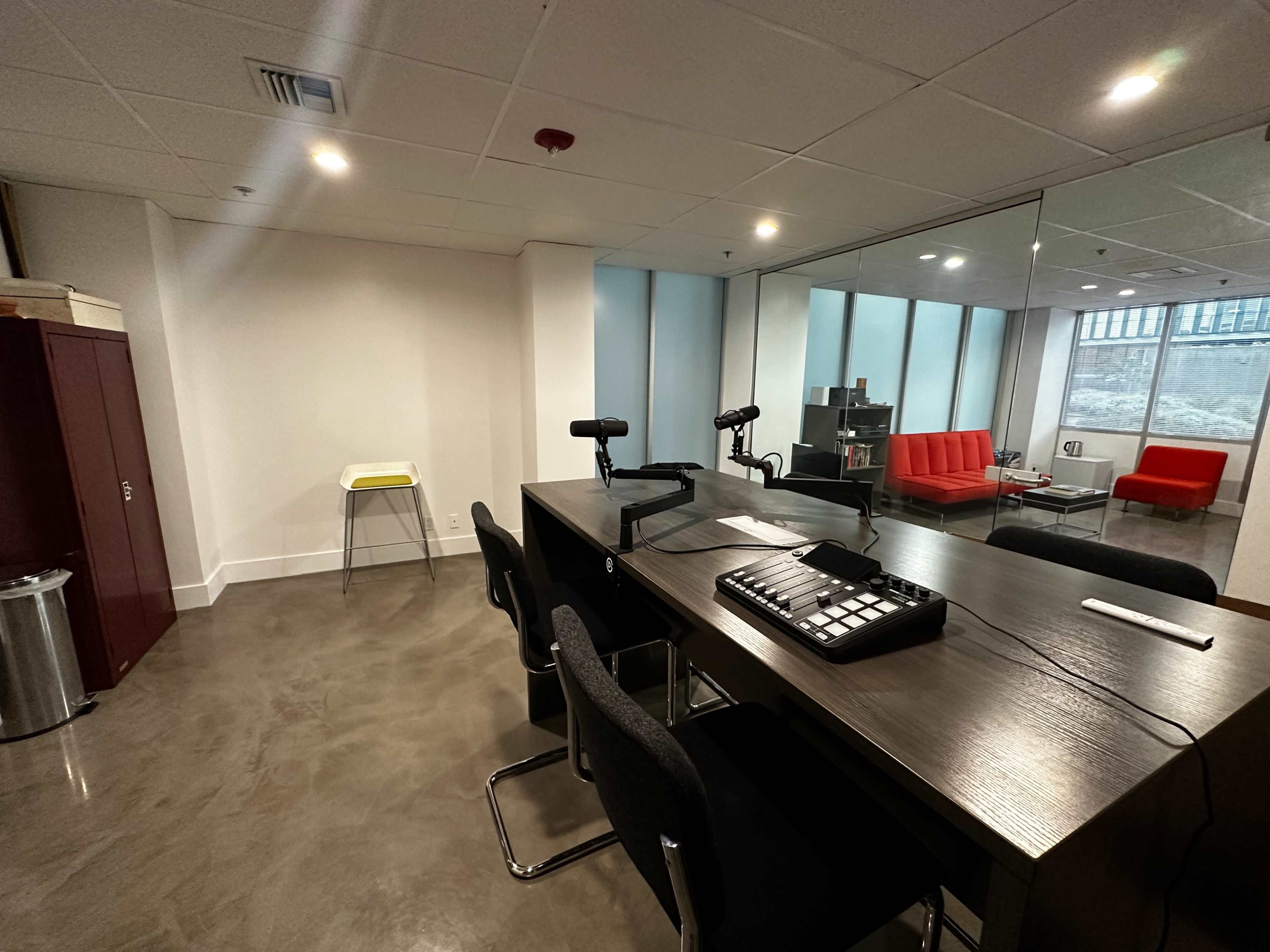 Creative Studio or Production Office, Los Angeles, CA | Off-Site ...
