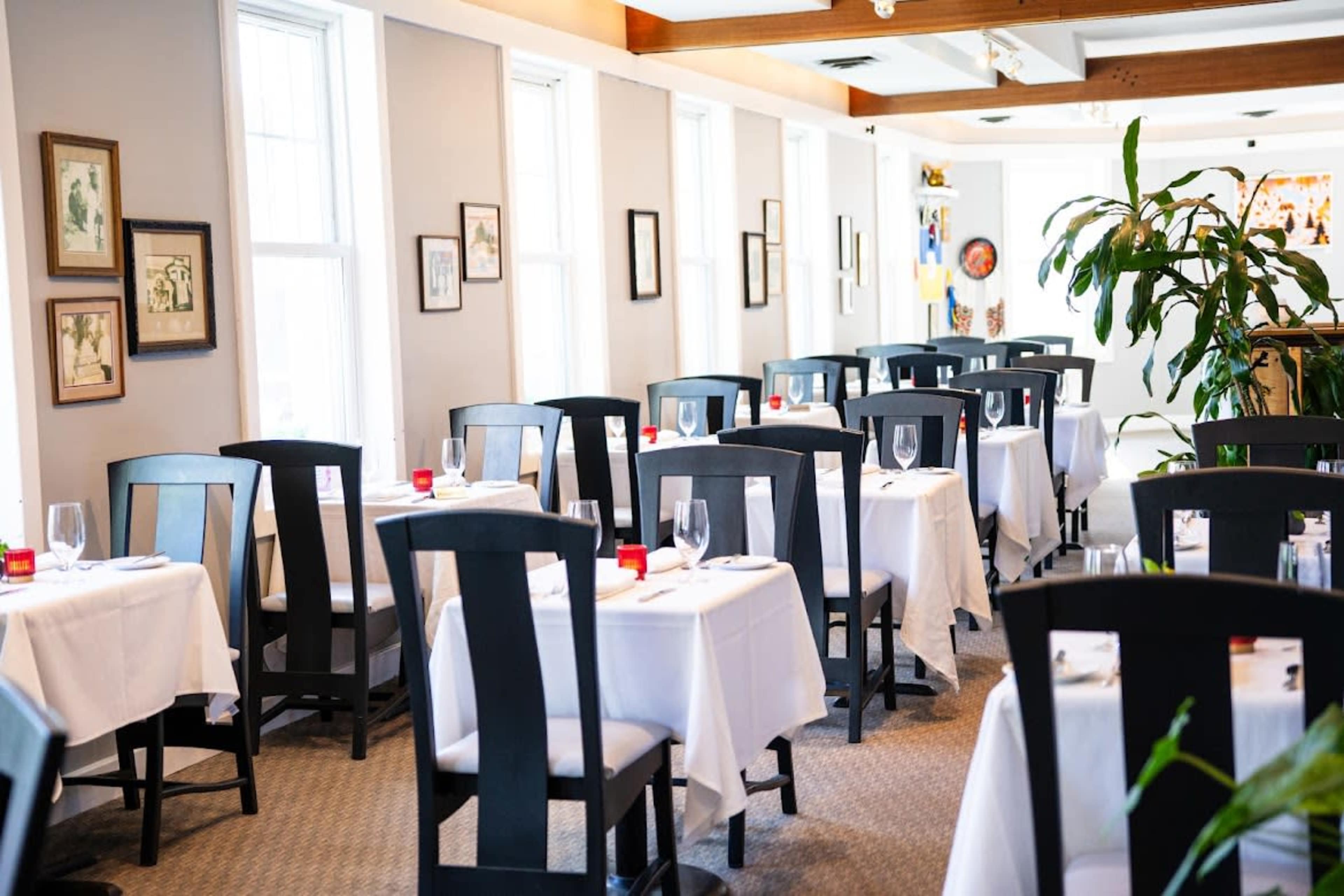 Elegant Spacious Restaurant Space, Washington DC, DC | Off-Site | Peerspace