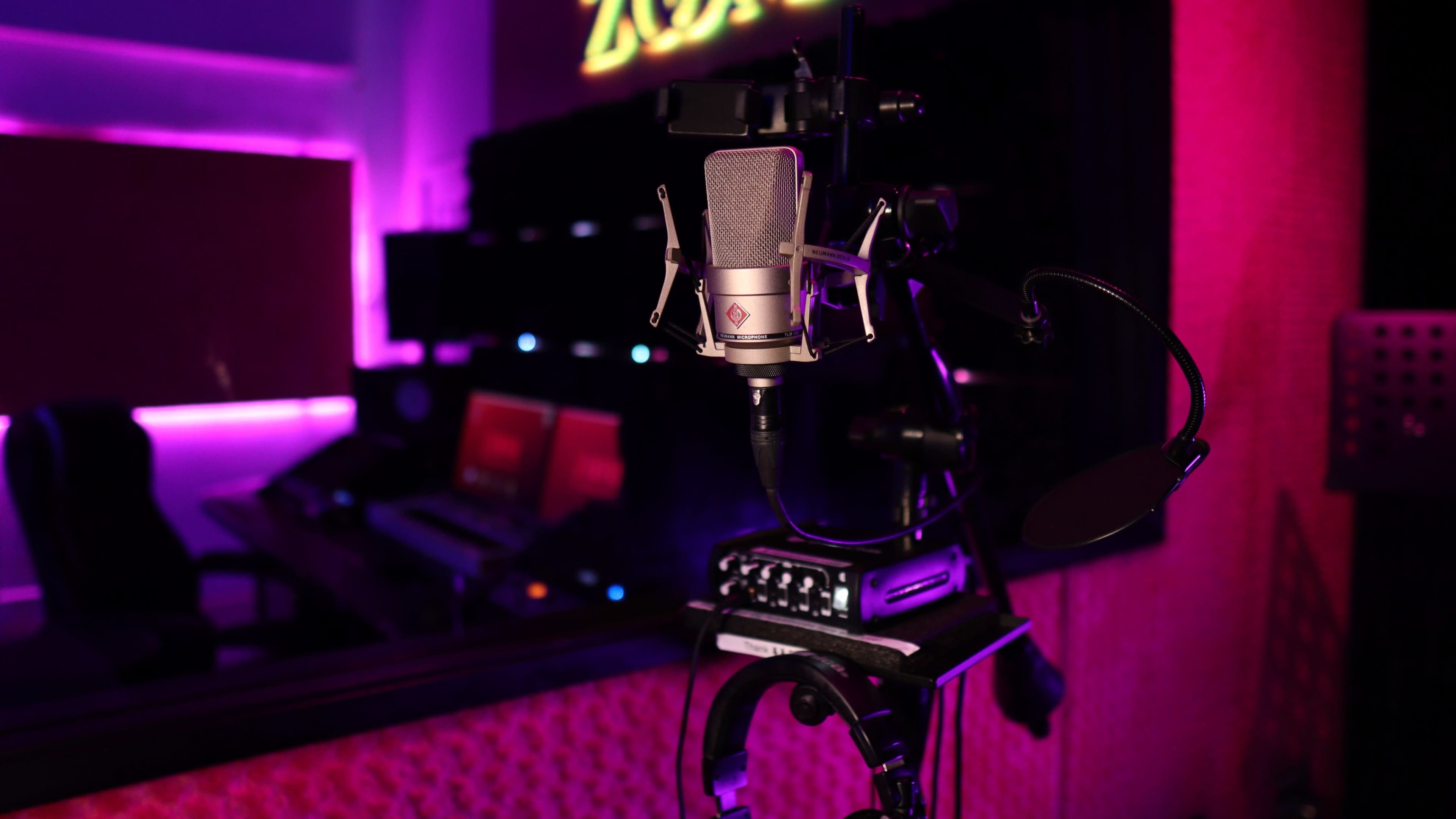 ZOOM Recording Studios | Professional Hip/Hop, Rap, Pop Recording ...