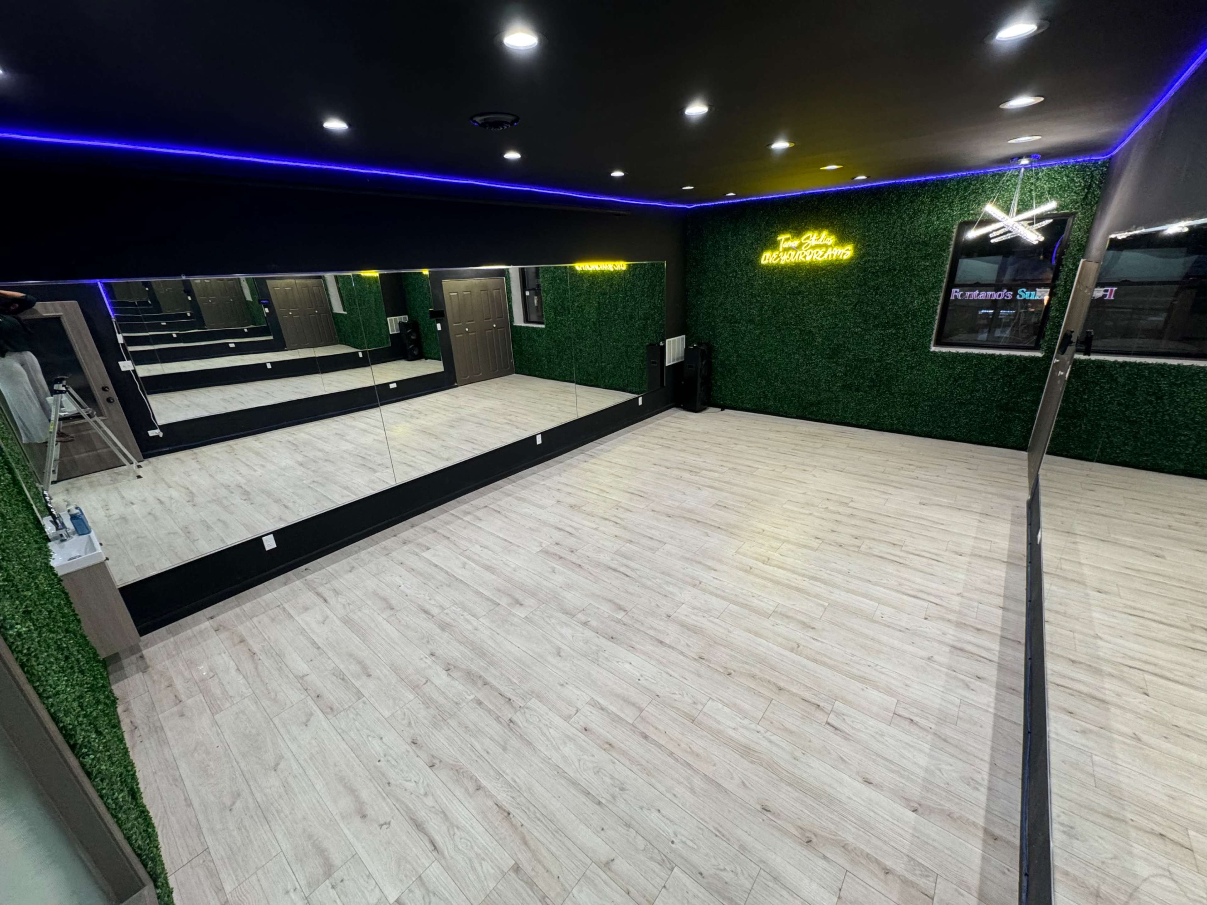 The Beverly Area Spacious Open space Studio, Chicago, IL | Event ...