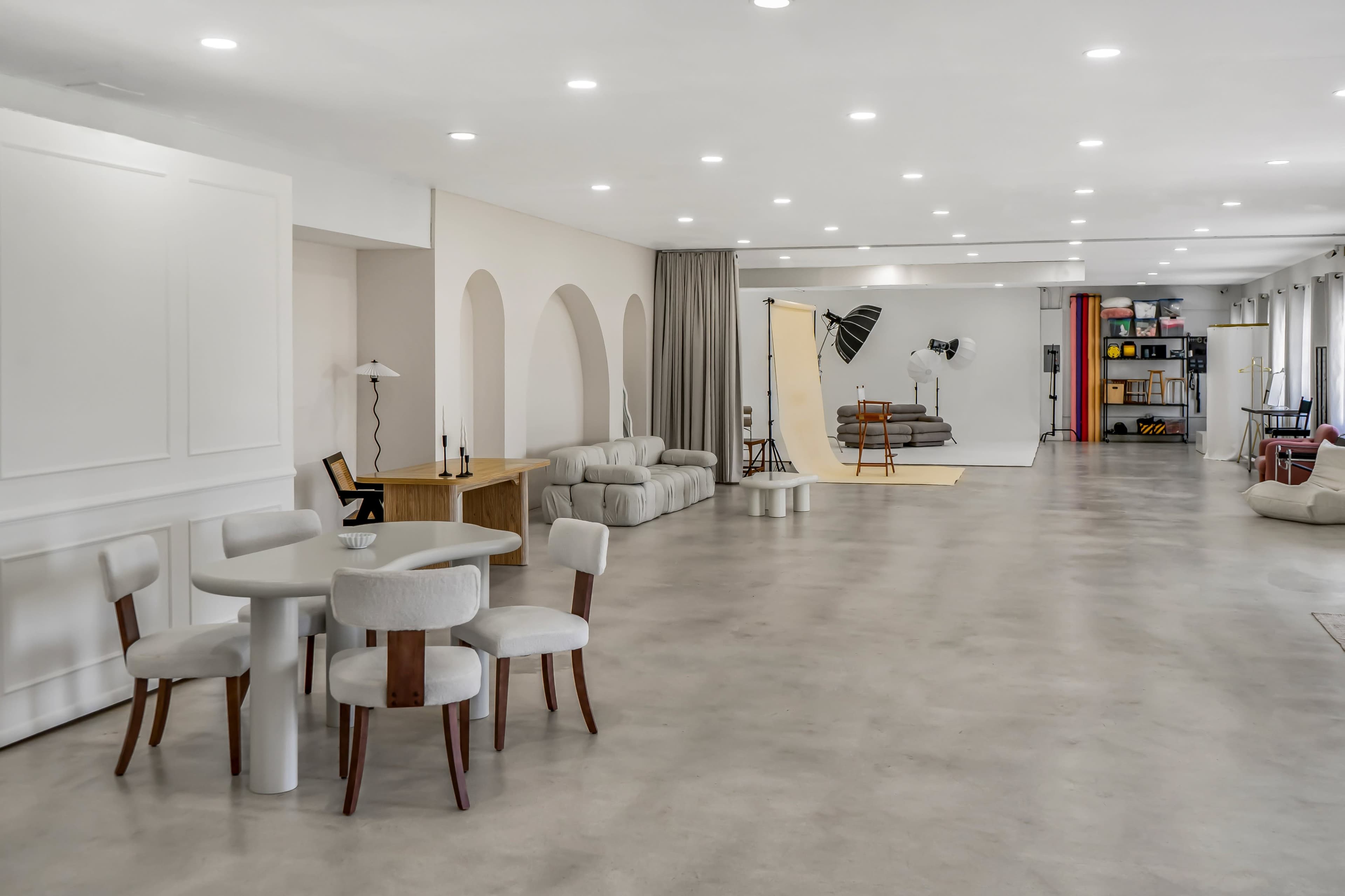 Creative Canvas Photo Studio Miami | 3,000 sq ft Studio With Multi-Sets ...