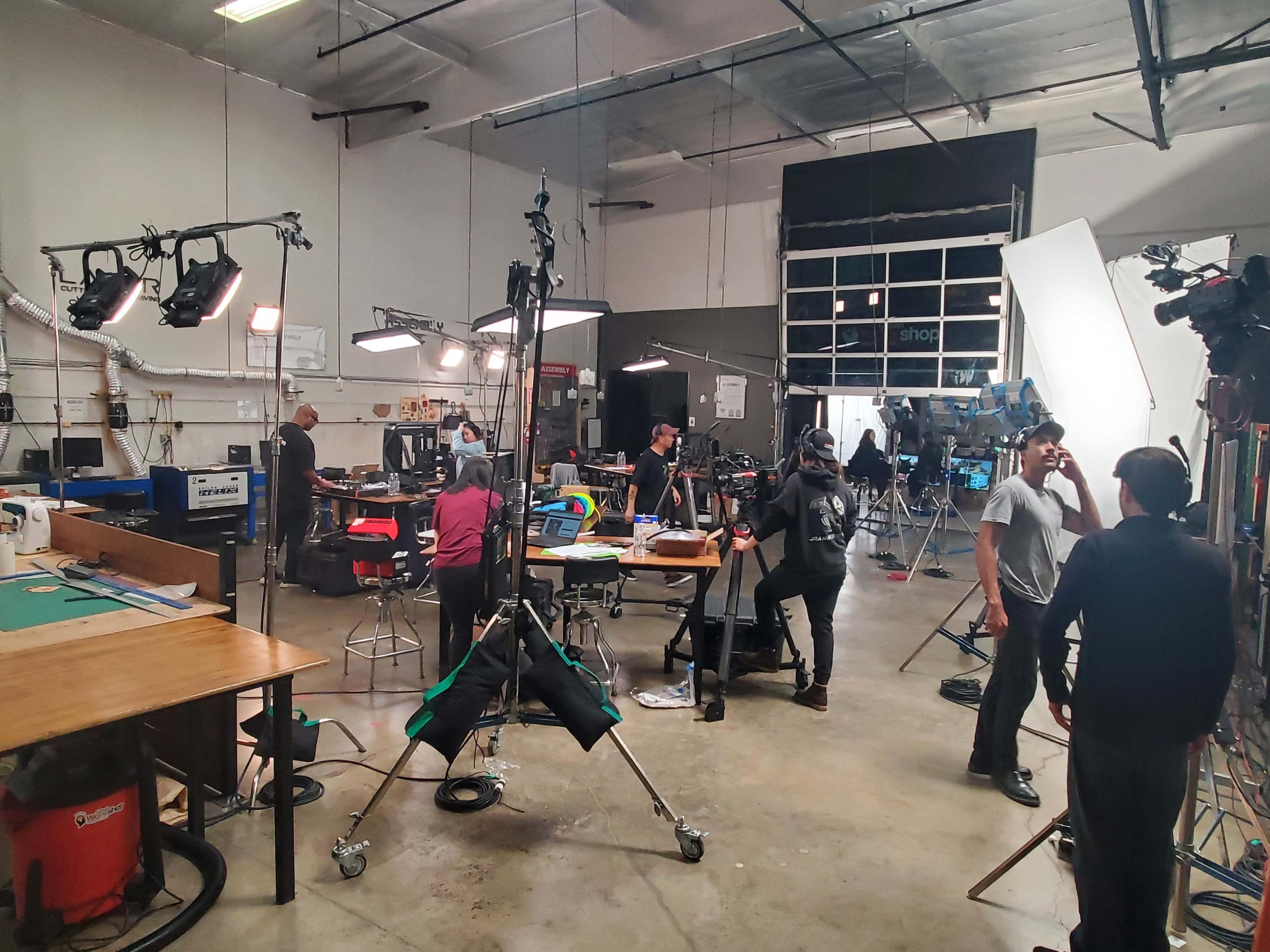 Urban Workshop | Industrial Makerspace w large office meeting space ...