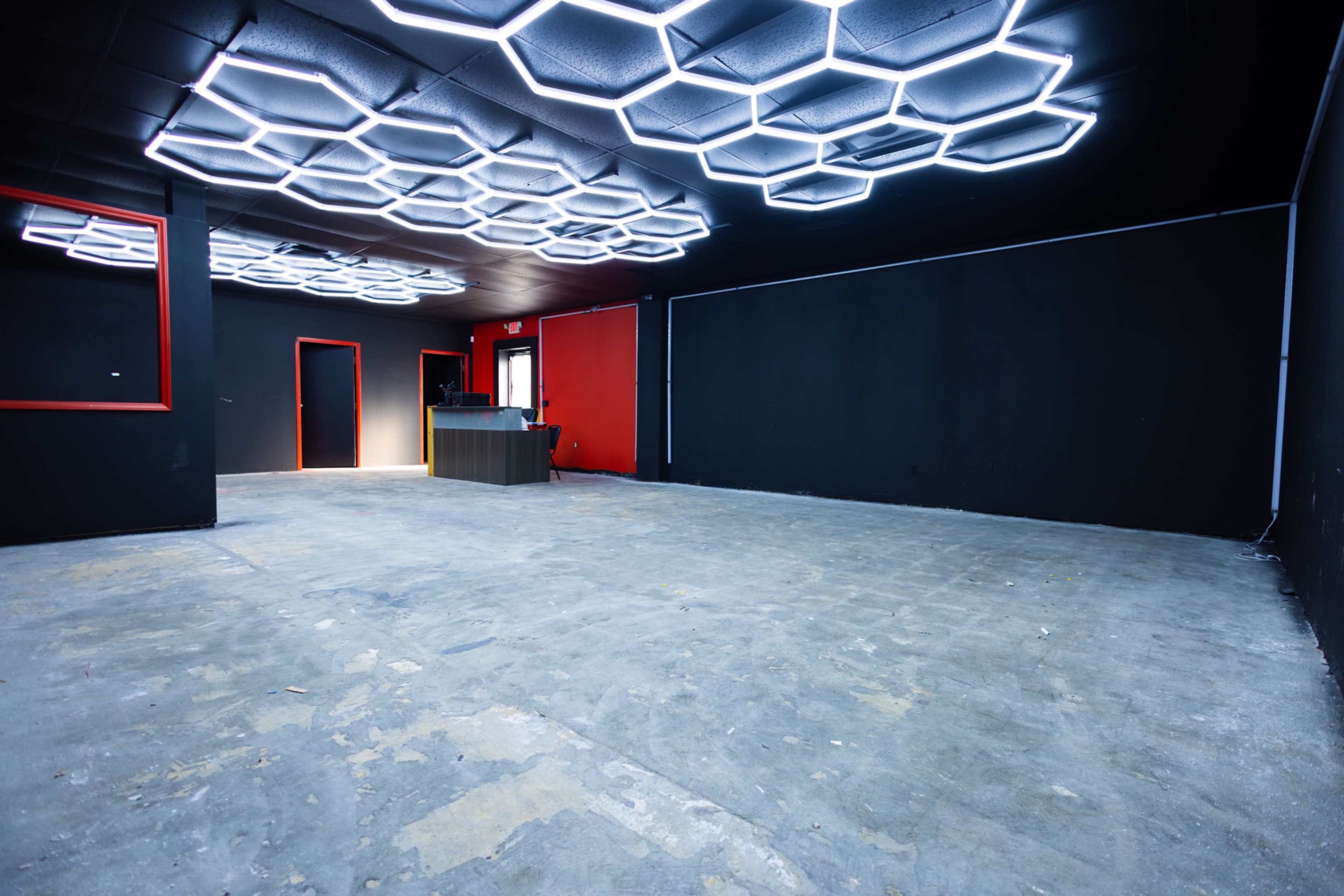 Clubhouse Studios | Industrial Creative Studio with Flexible Open ...