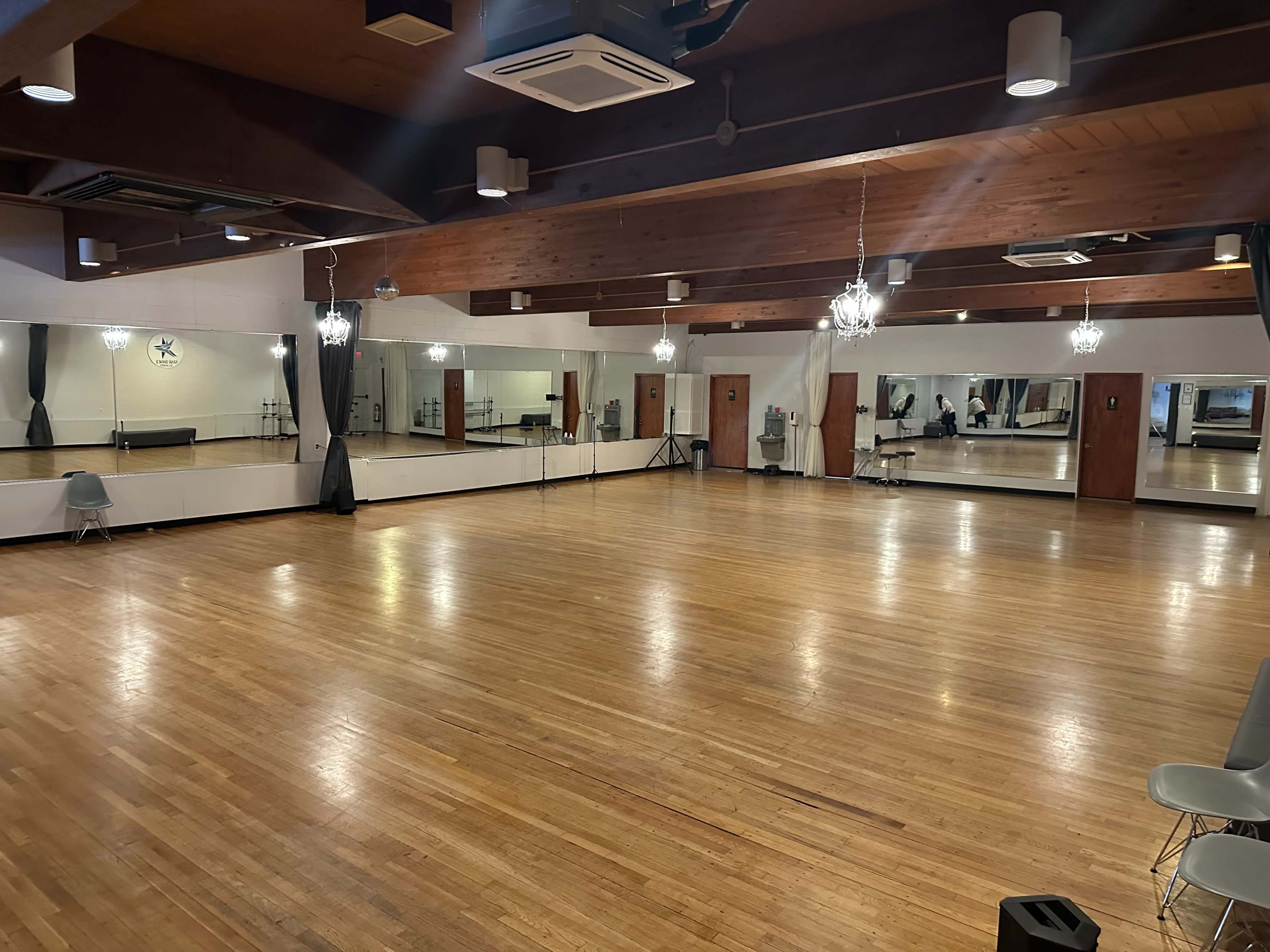 Star Dance School | Boston Spacious Dance Studio, Brighton, MA | Off ...