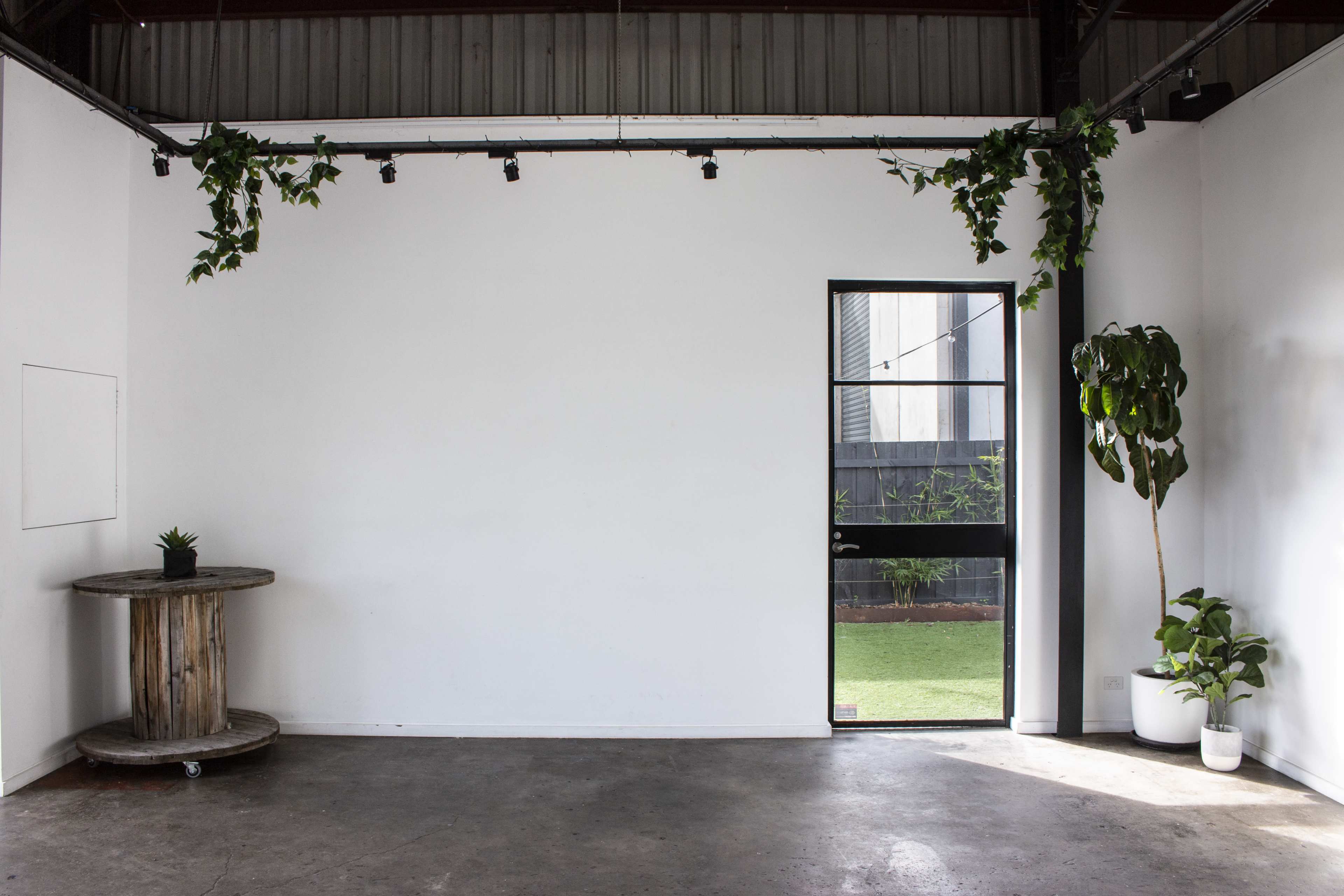The Nook Gallery & Studios | Large Gallery space for production ...