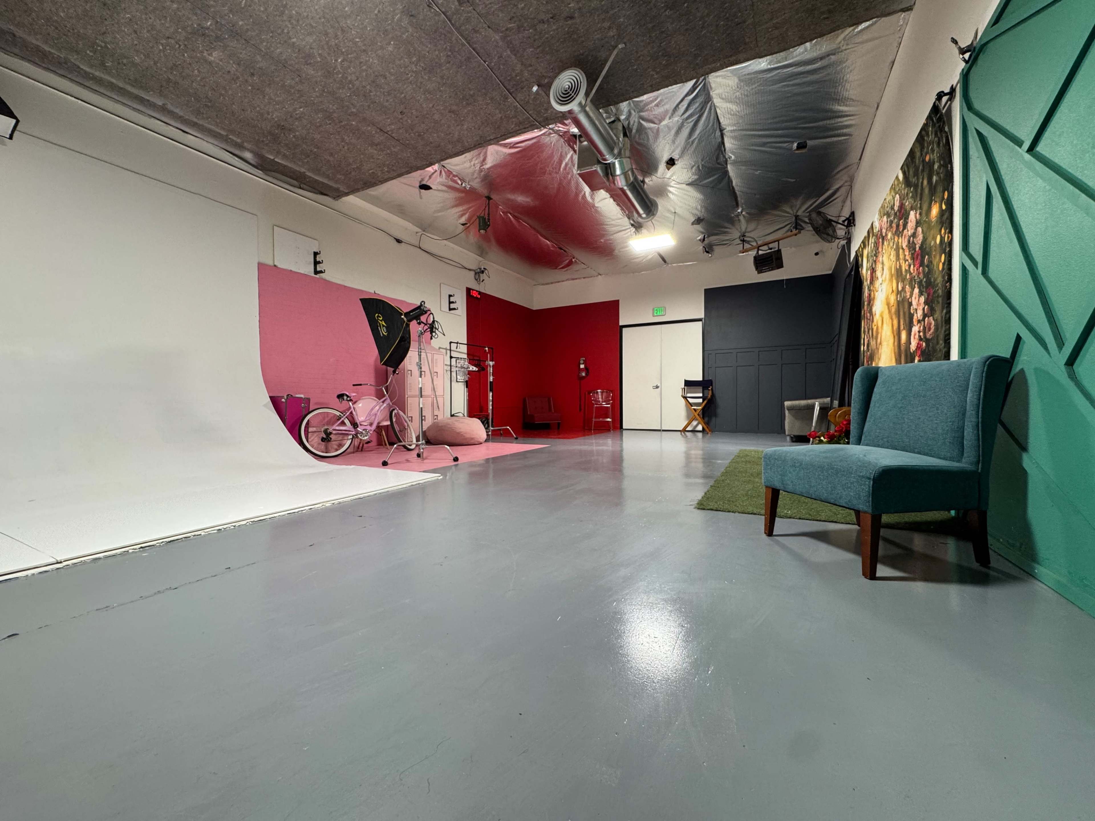 Creative Space LV - Studio B, Las Vegas, NV | Production | Peerspace